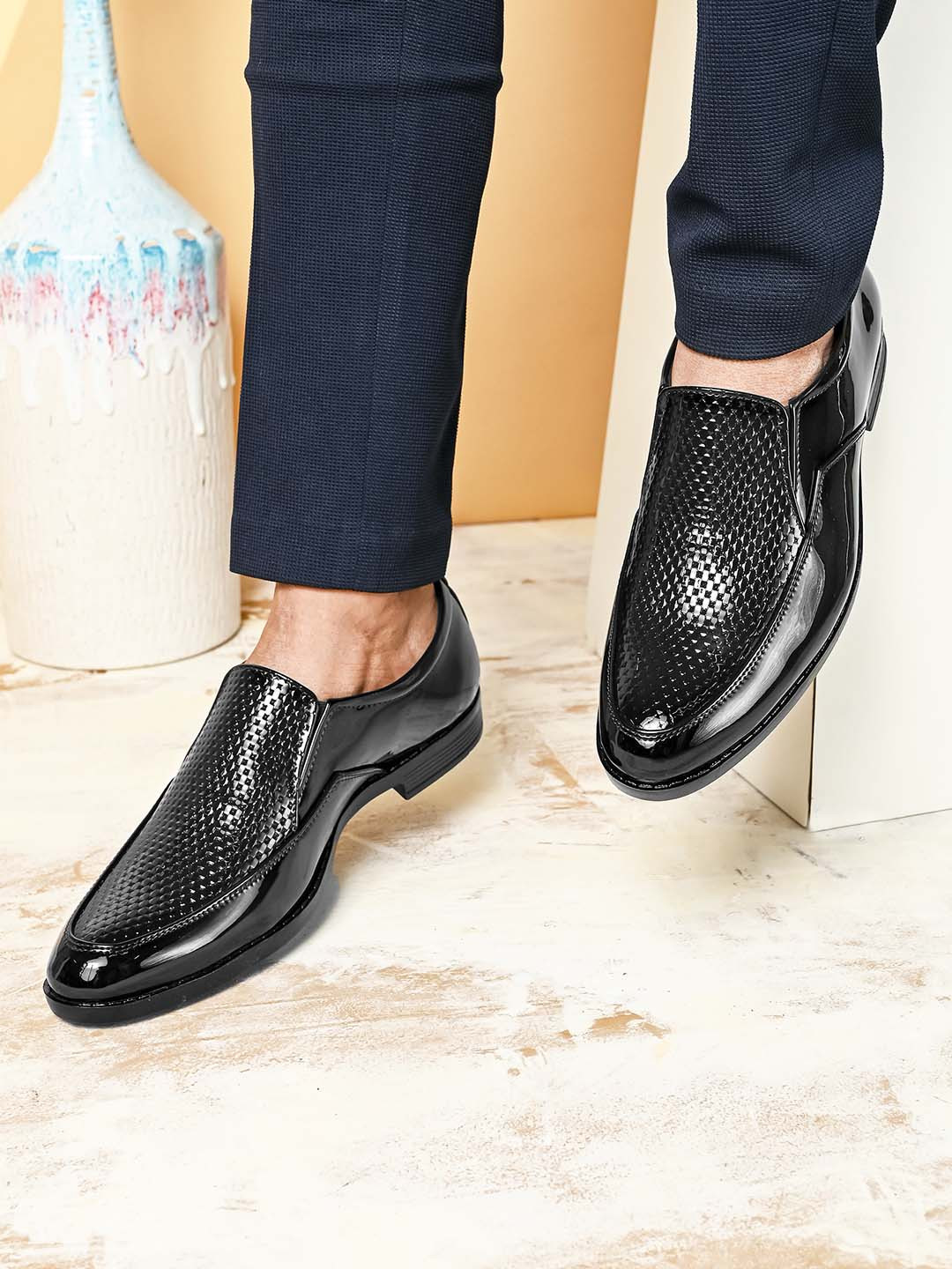 Buy INVICTUS Men Textured Formal Loafers - Formal Shoes for Men ...