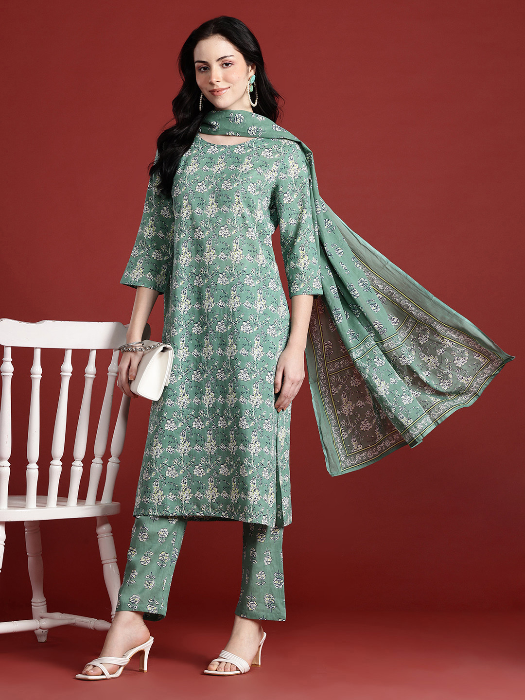 Buy Anouk Floral Print Pure Cotton Kurta With Trousers & Dupatta - Kurta Sets for Women 32434747 ...
