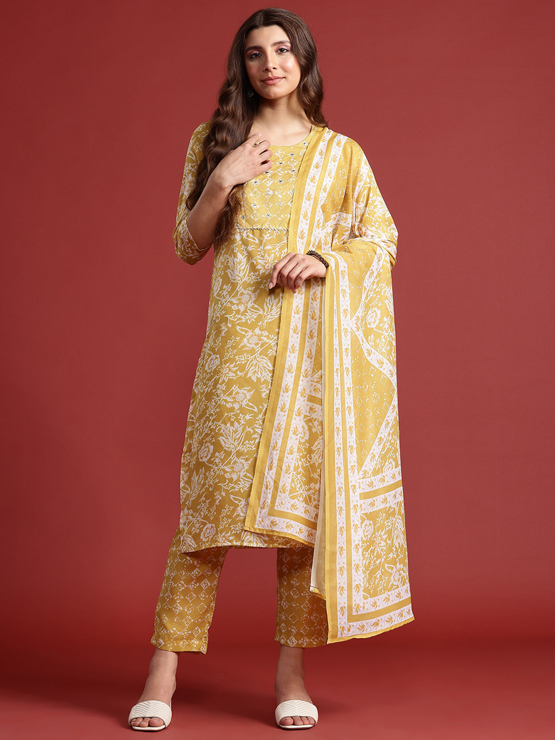Buy Anouk Floral Printed Kurta With Trousers & Dupatta - Kurta Sets for ...