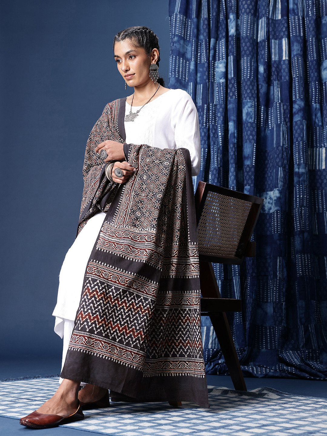 Buy Taavi Block Printed Ajrakh Pure Cotton Dupatta - Dupatta for Women ...