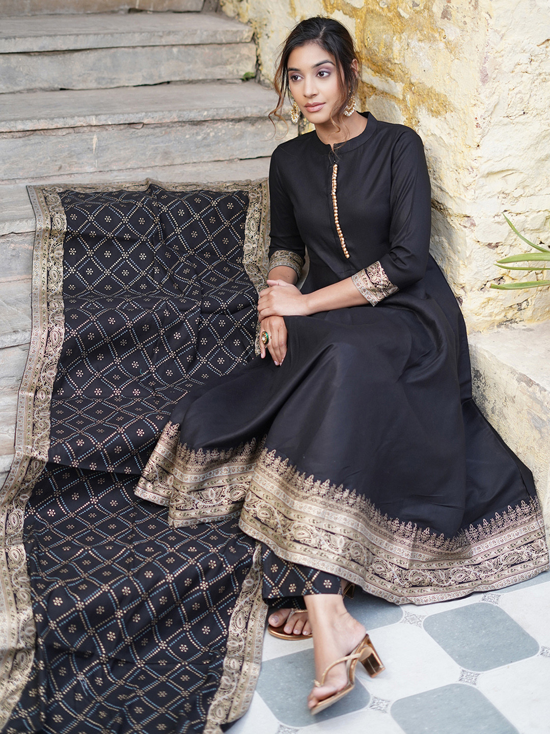 Buy KALINI Ethnic Motifs Printed Mandrine Collar Anarkali Kurta With ...