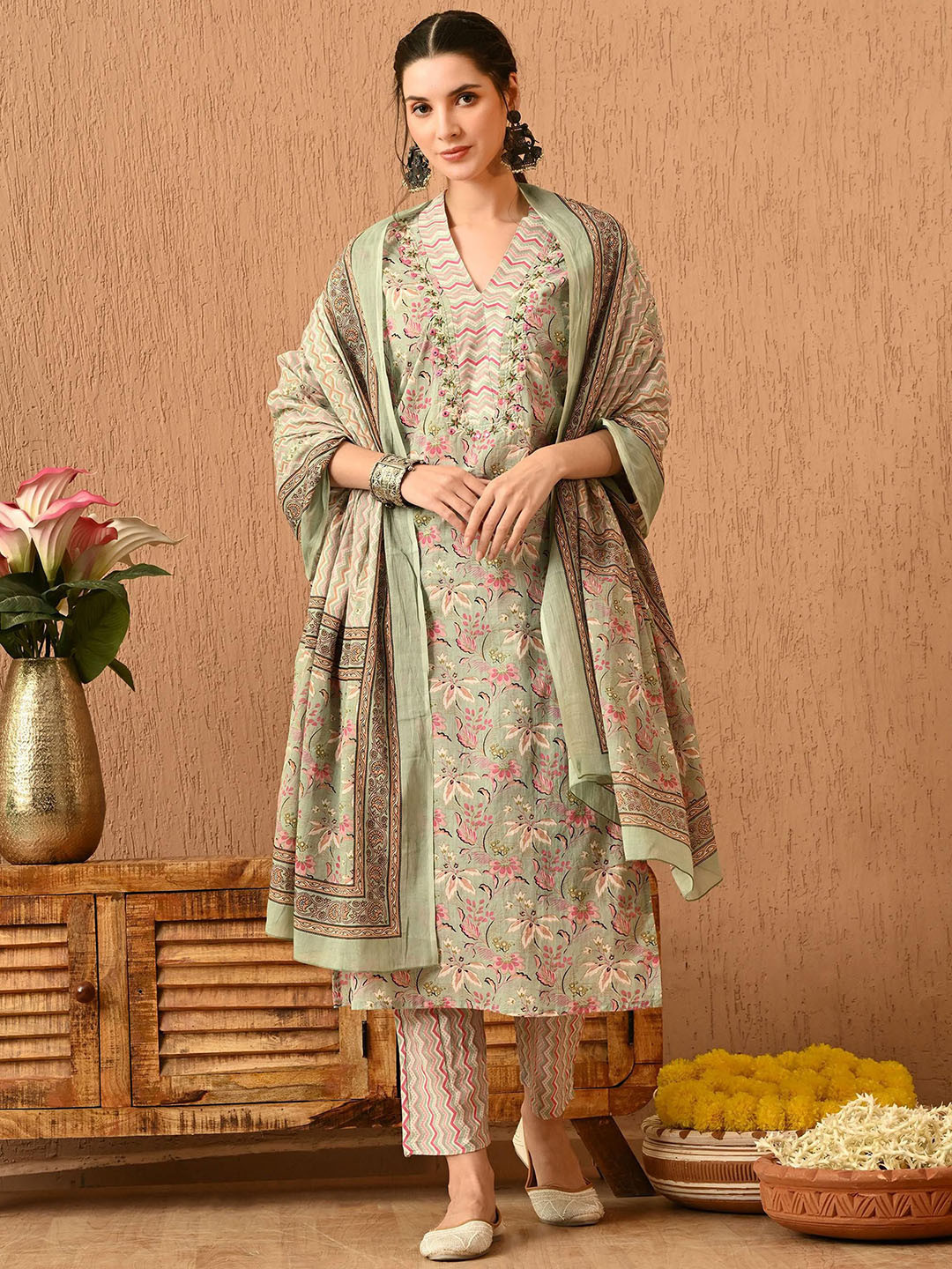 Buy Anouk Women Floral Printed Regular Pure Cotton Kurta With Trousers & With Dupatta - Kurta ...