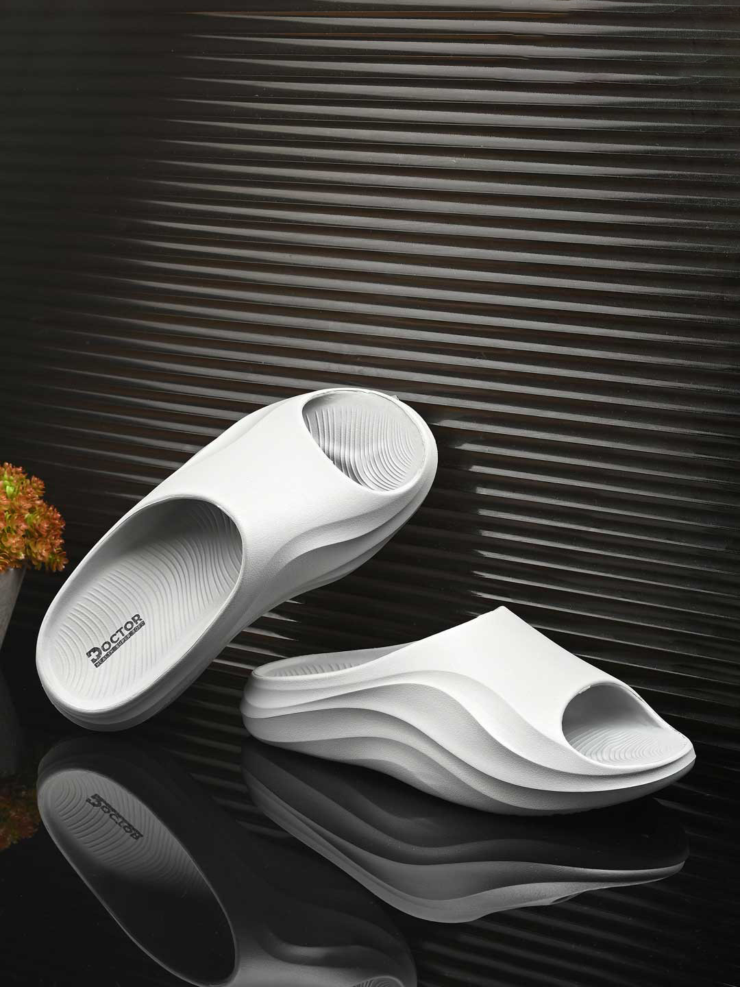 Buy DOCTOR HEALTH SUPER SOFT Men Sliders Flip Flops - Flip Flops for ...