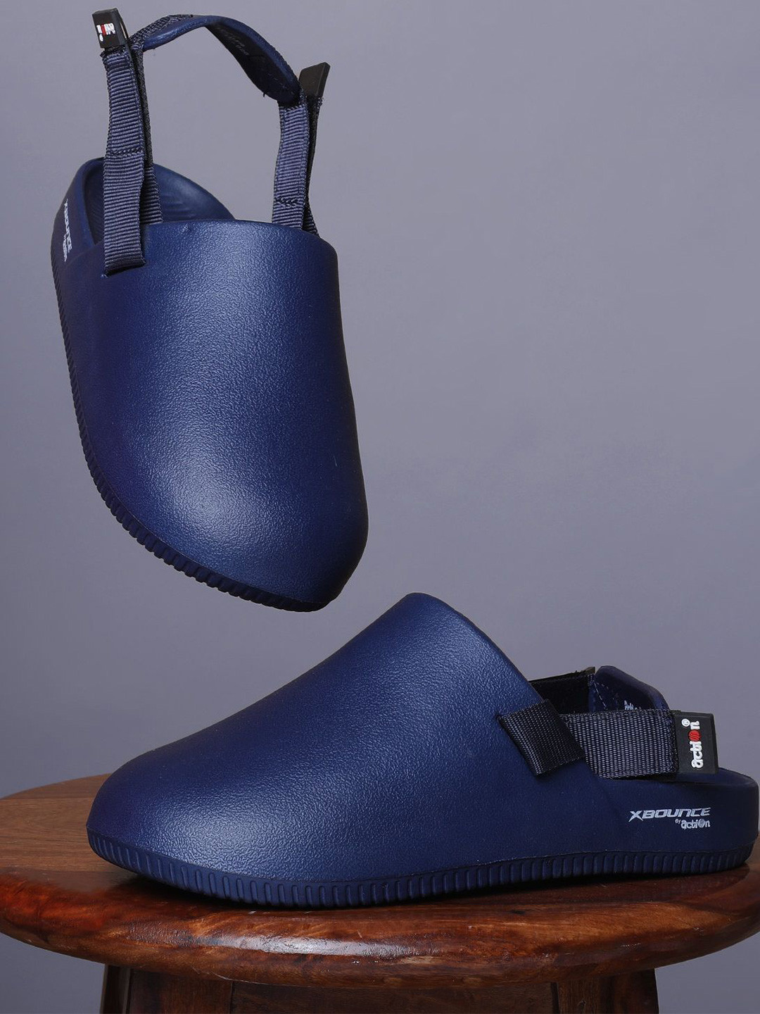 Buy Action Men Solid Clogs - Flip Flops for Men 33611852 | Myntra