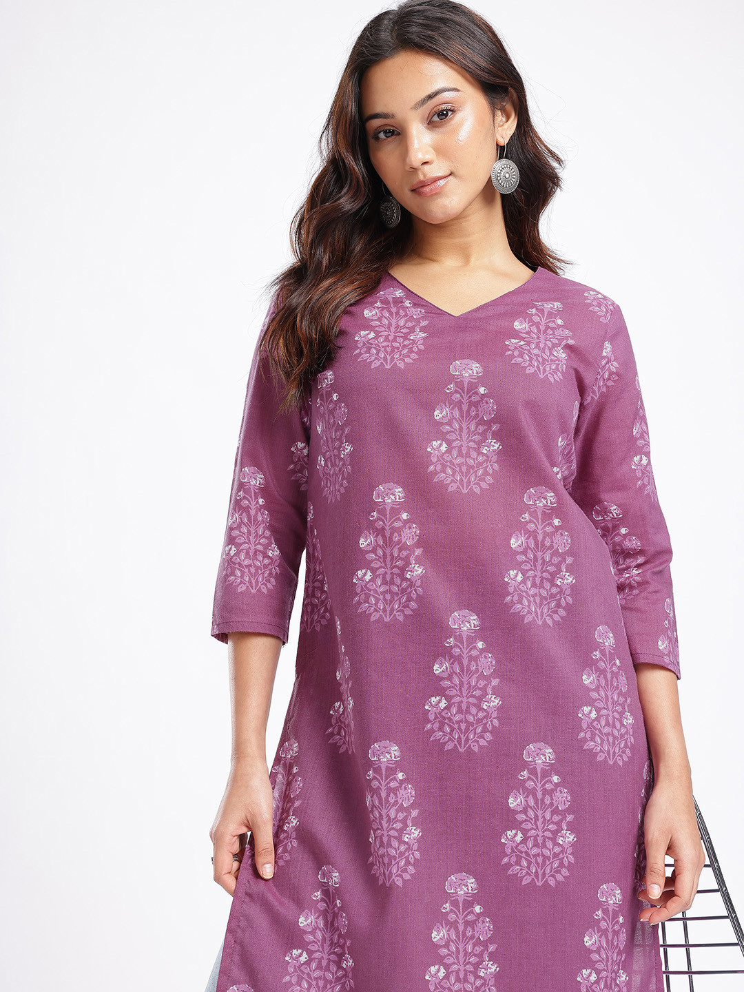 Buy Anouk Rustic V Neck Floral Printed Straight Kurta - Kurtas for ...