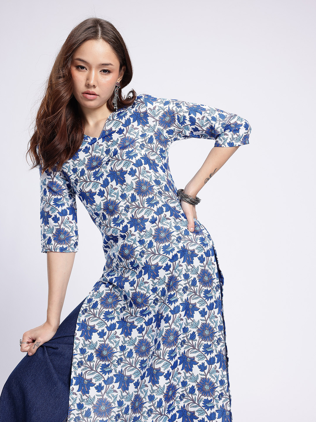 Buy Anouk Rustic V Neck Floral Printed Straight Kurta - Kurtas for ...