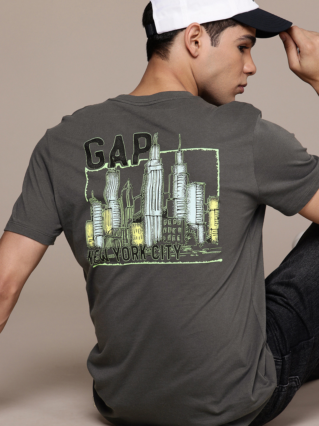 Buy GAP Graphic Printed Pure Cotton T Shirt - Tshirts for Men 33820597 ...