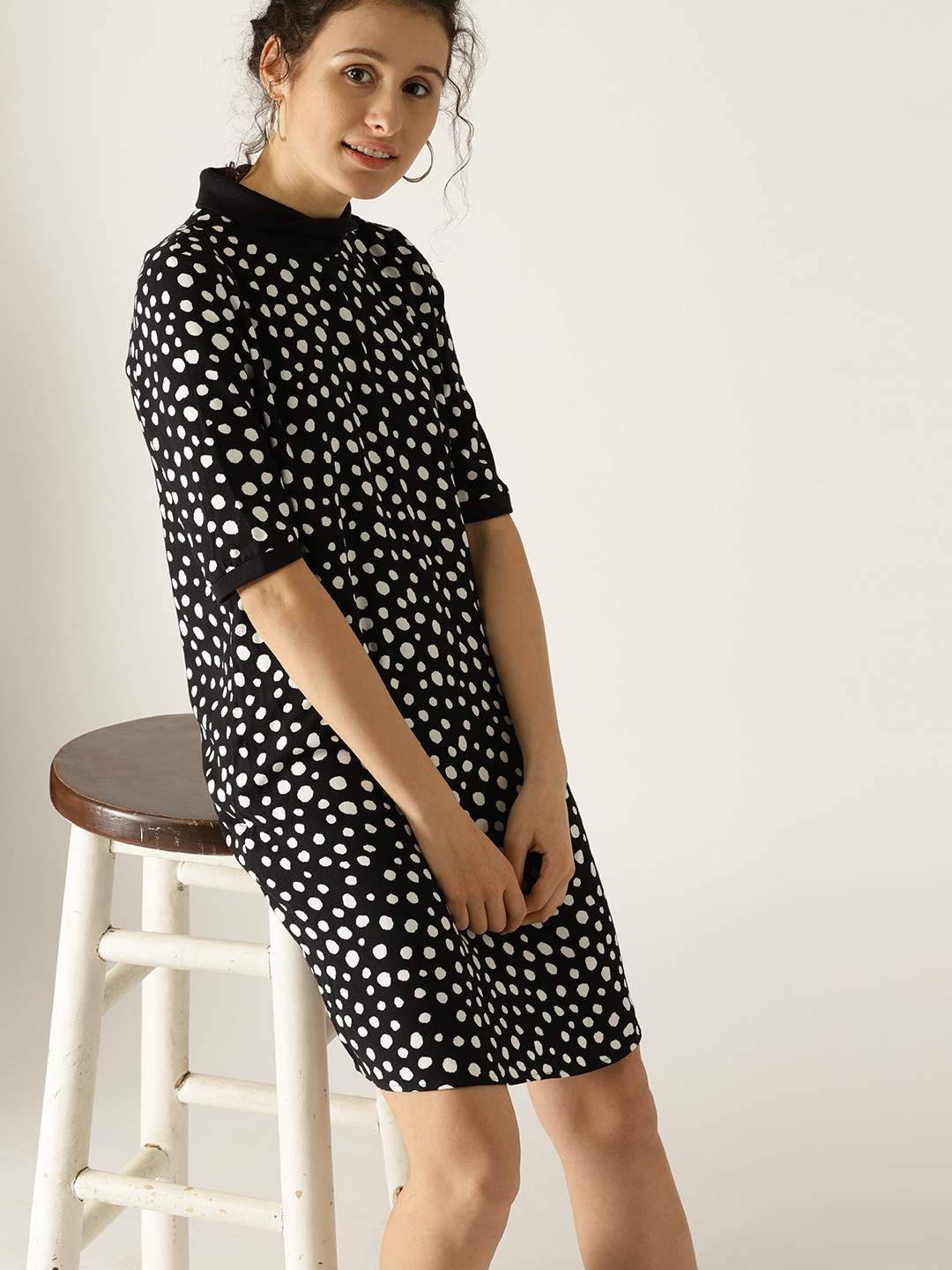 Buy ESPRIT Women Black & Off White Printed Shift Dress - Dresses for ...