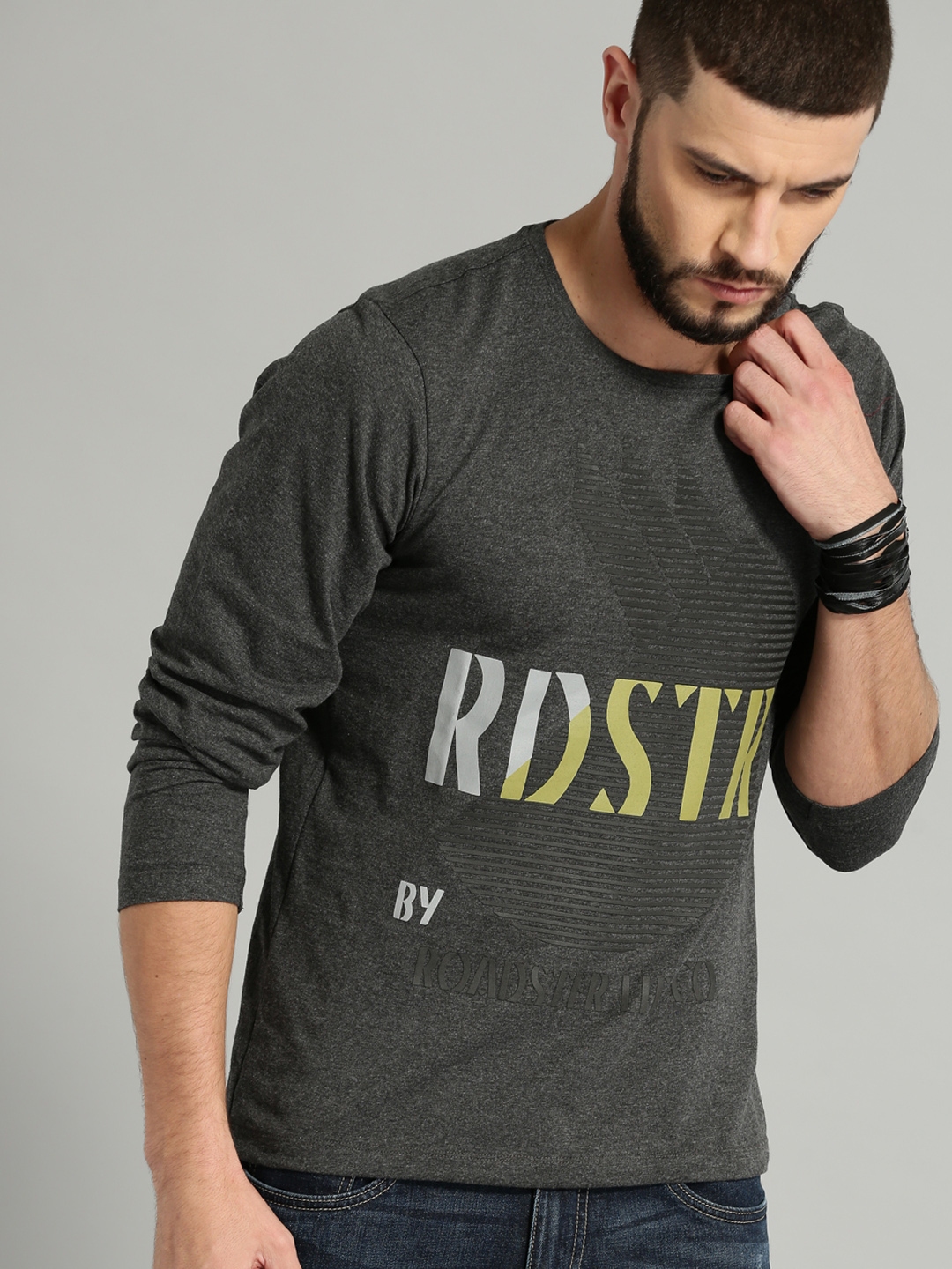 Buy Roadster Men Charcoal Grey Printed Round Neck T Shirt Tshirts For