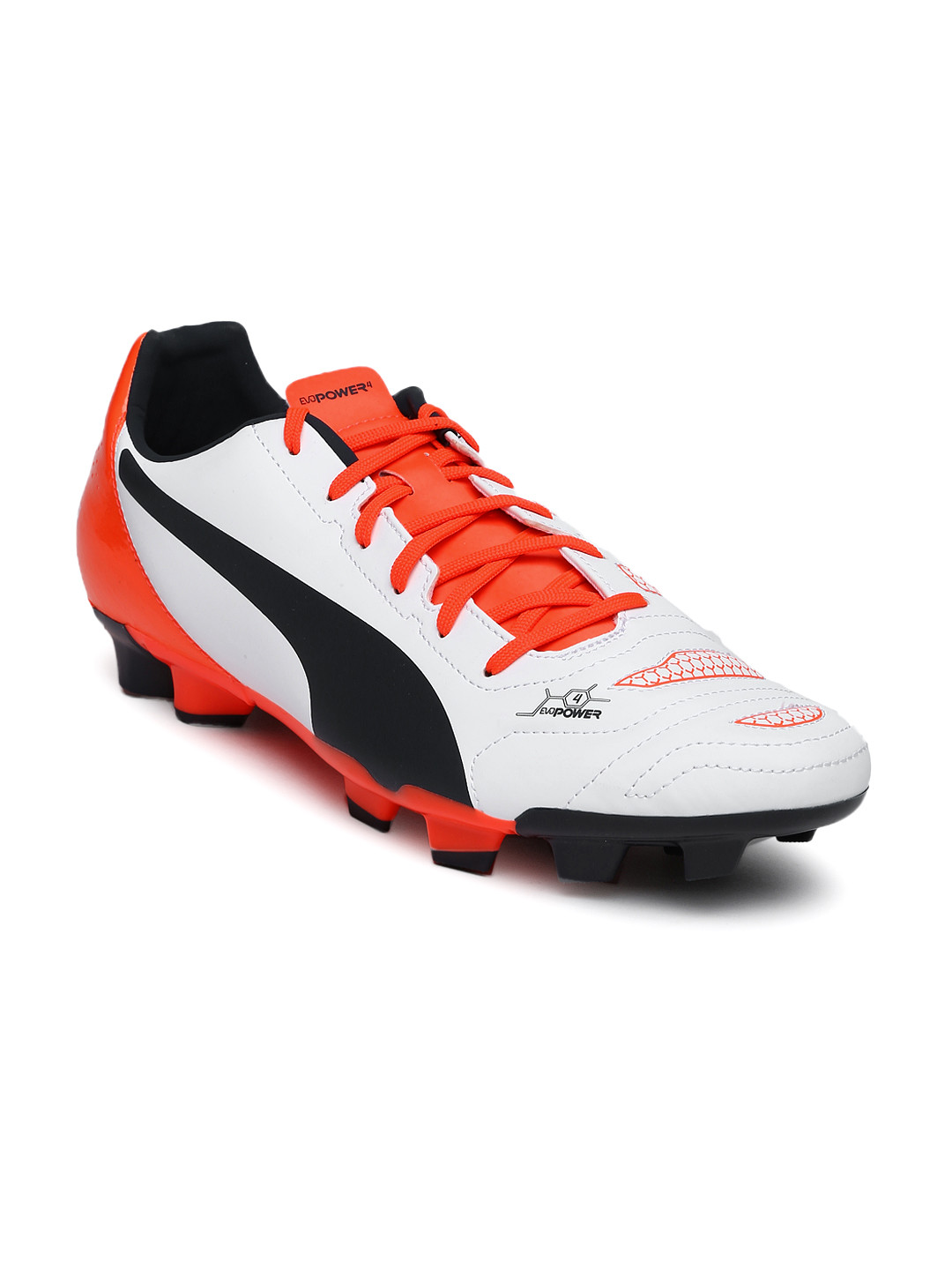 Buy Puma Men White Football Shoes - Sports Shoes for Men 6778298 | Myntra