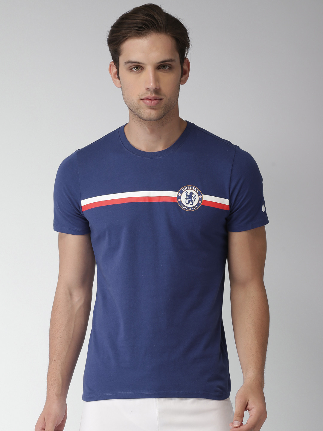 Buy Nike Men Blue Solid Round Neck Chelsea FC Pure Cotton T Shirt ...