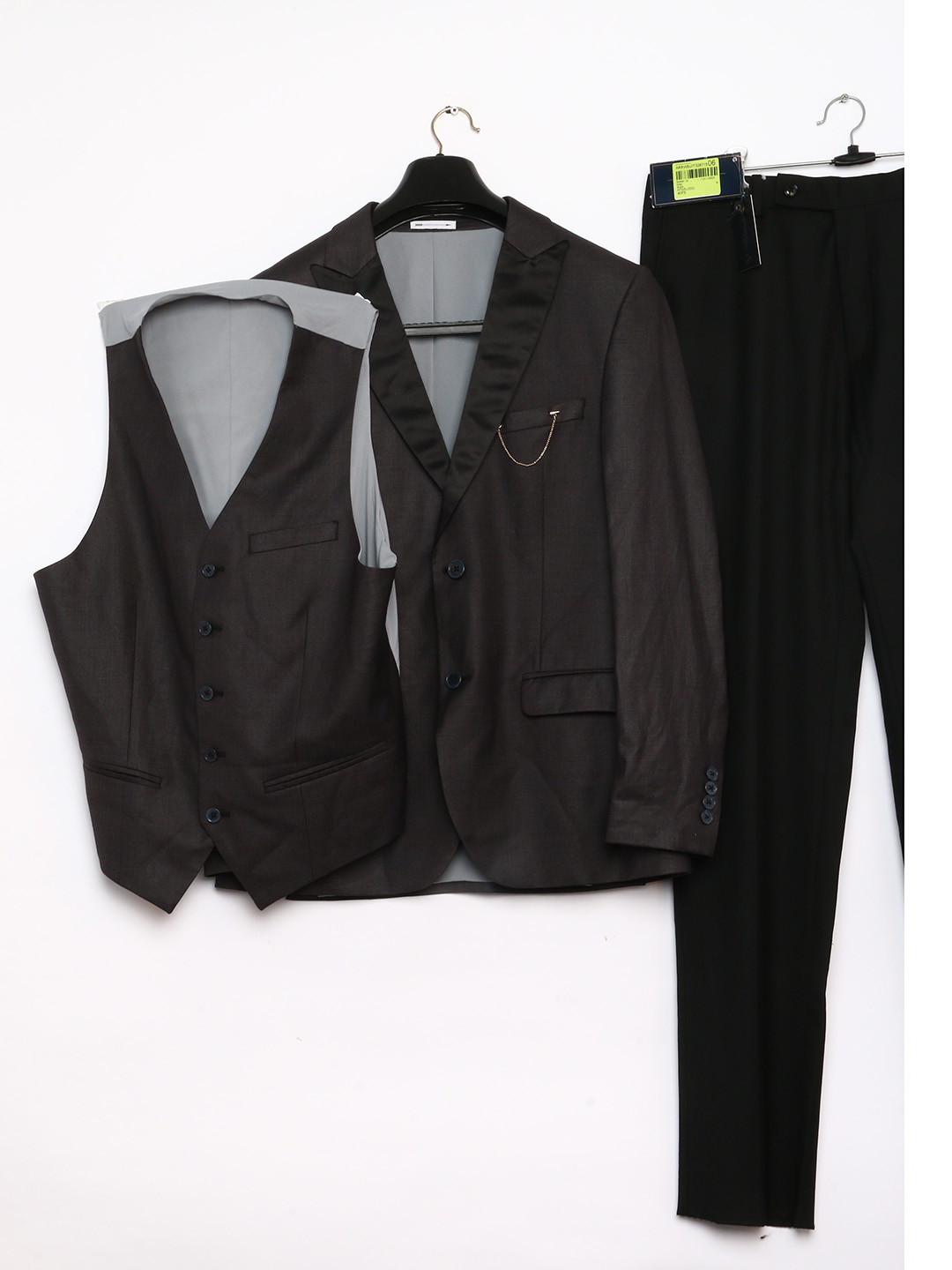 Buy Arrow Men Grey Solid Tailored Fit Single Breasted Body Tailored Fit ...