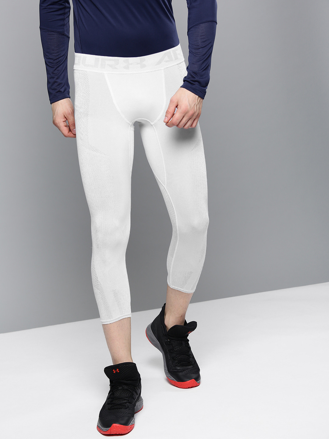 Buy UNDER ARMOUR Men White Threadborne Seamless 3/4 Leg Tights - Tights ...