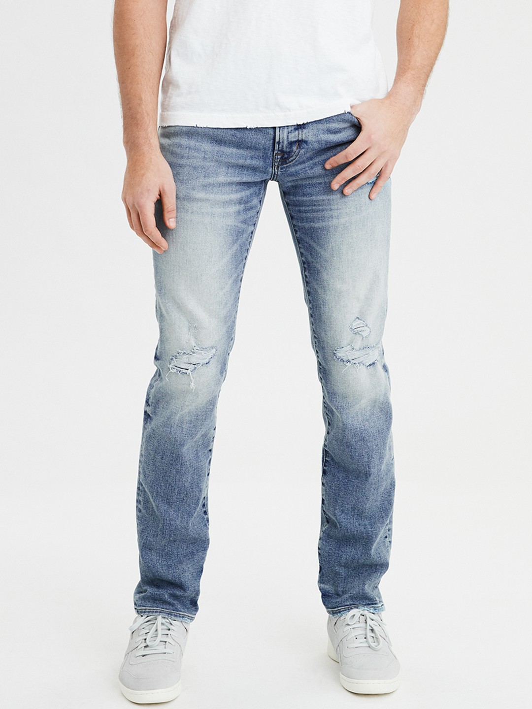 Buy American Eagle Outfitters Men Blue Slim Straight Fit Mildly