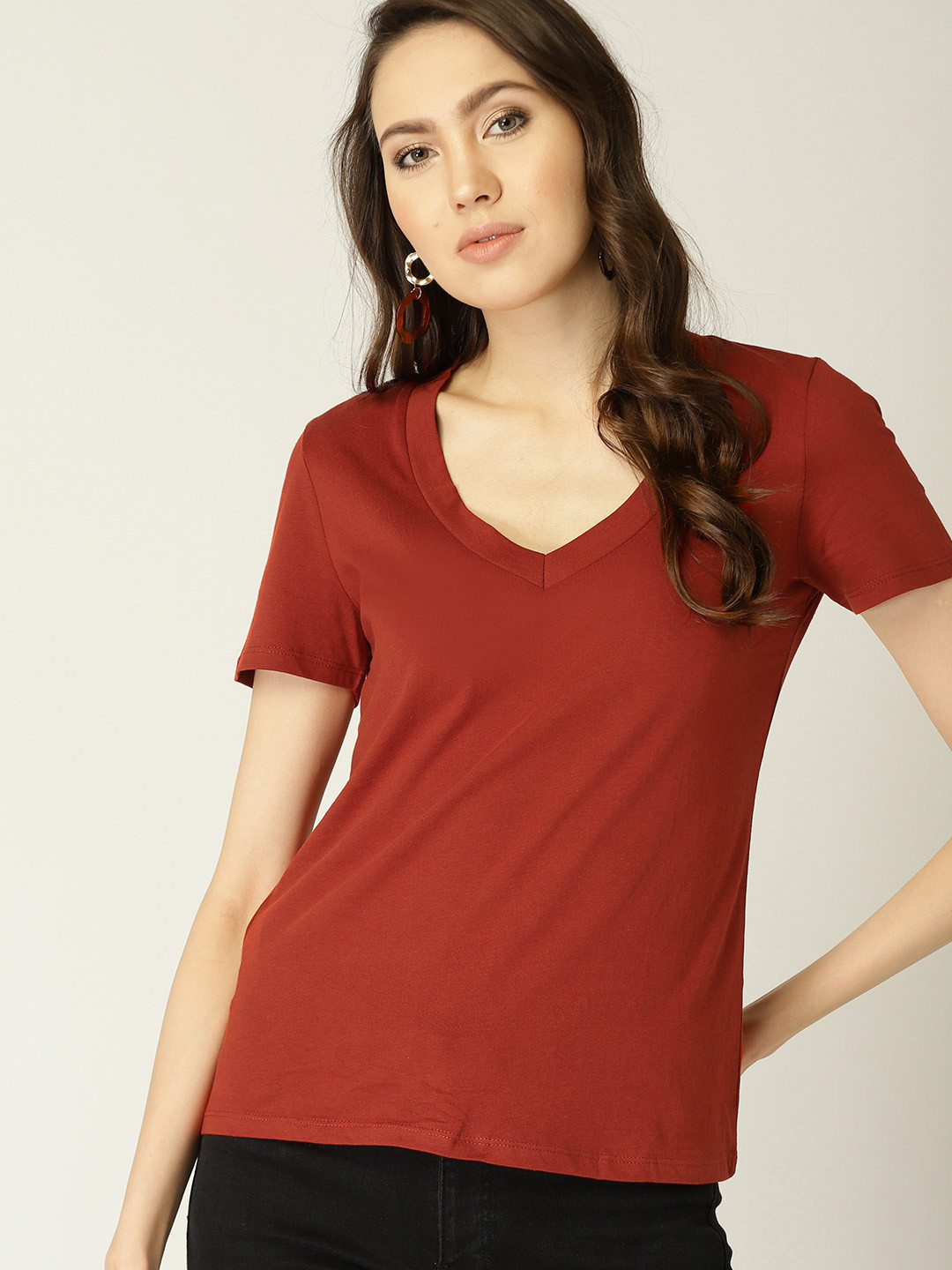 Buy MANGO Women Rust Red Solid V Neck Organic Cotton T Shirt - Tshirts ...