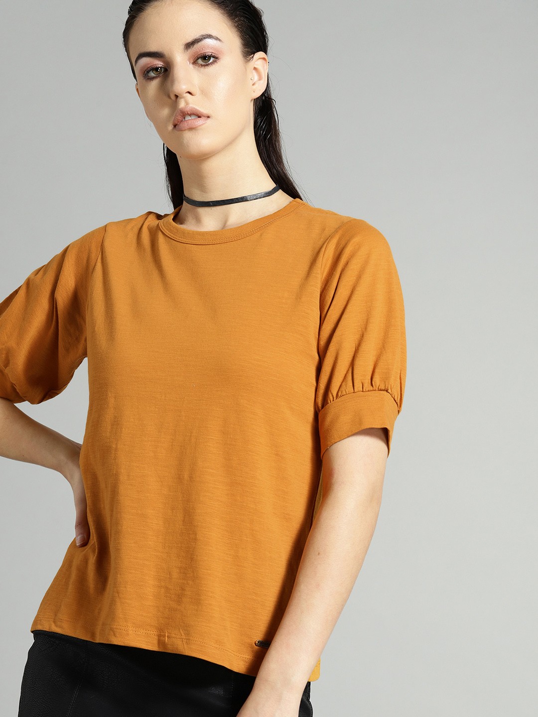 Buy The Roadster Lifestyle Co Women Mustard Yellow Solid Round Neck T