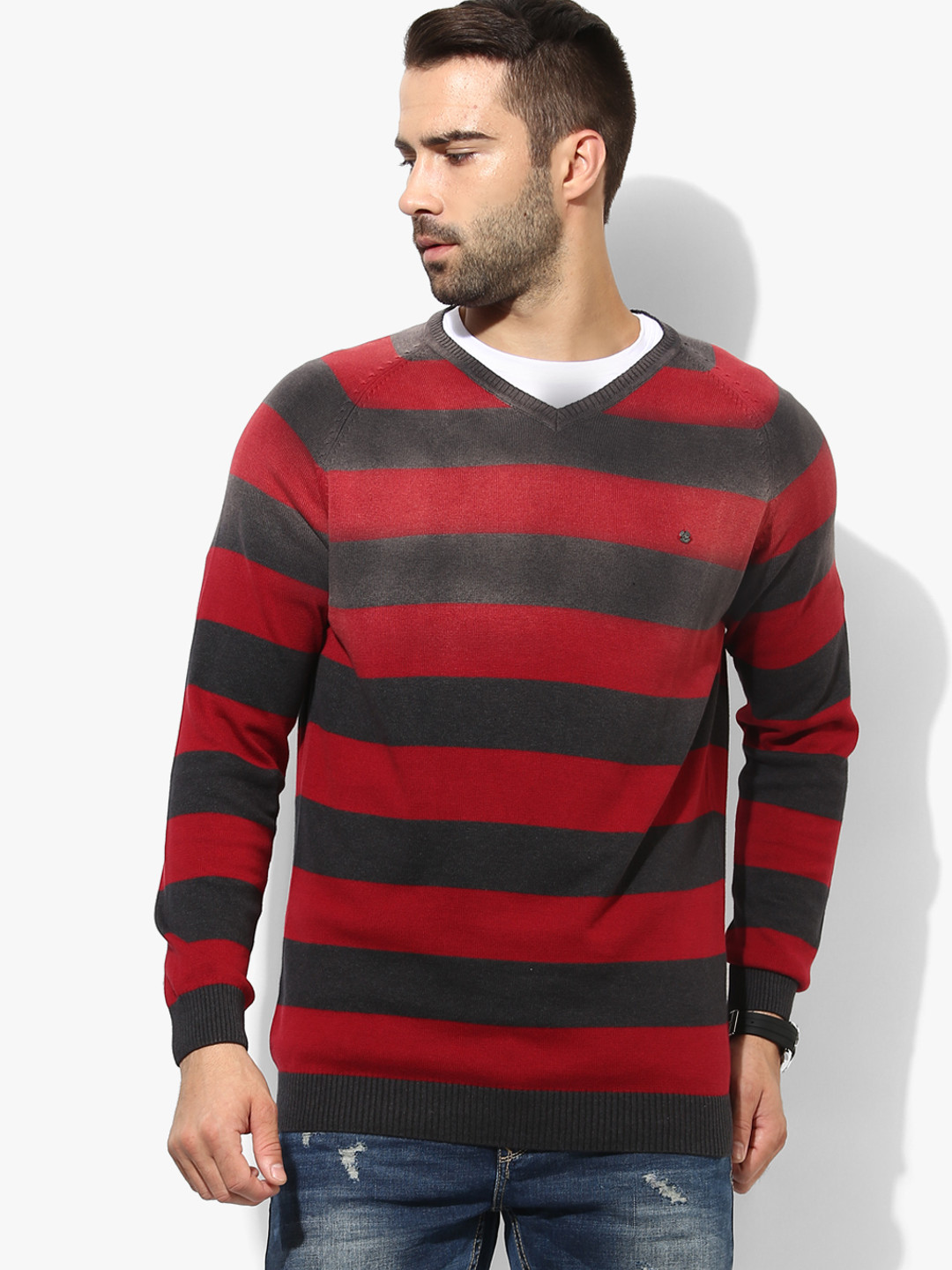 Buy Red Striped Slim Fit V Neck Sweater - Sweaters for Men 7164374 | Myntra
