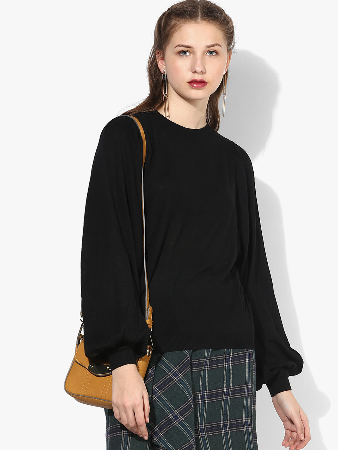 Buy Black Solid Sweater - Sweaters for Women 7174007 | Myntra