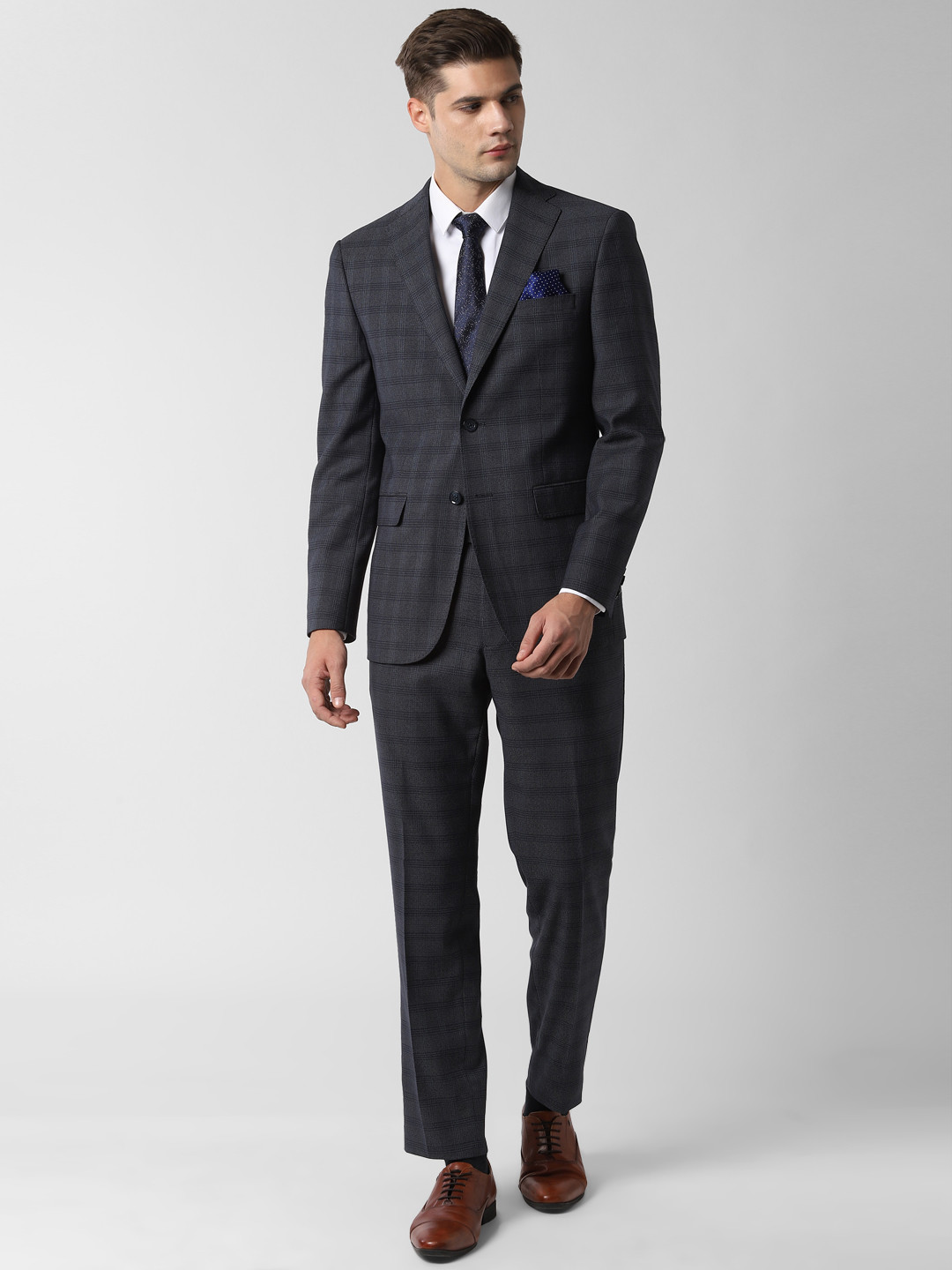 Buy Peter England Men Navy Blue Checked Single Breasted Slim Fit Formal ...