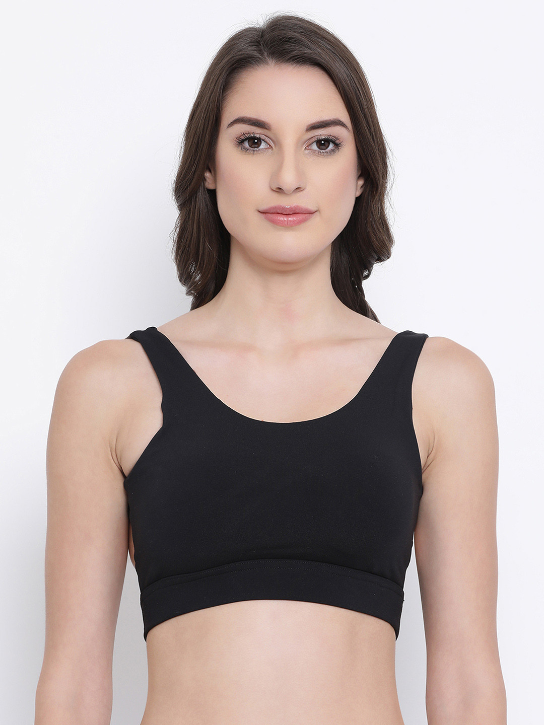 Buy Clovia Black Solid Padded Non Wired Sports Bra BR1993P13S - Bra for ...