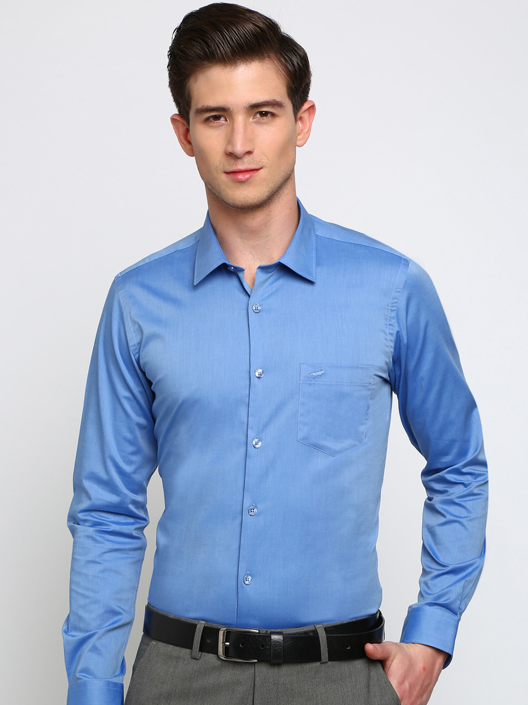 Buy Crocodile Men Blue Slim Fit Solid Formal Shirt - Shirts for Men ...