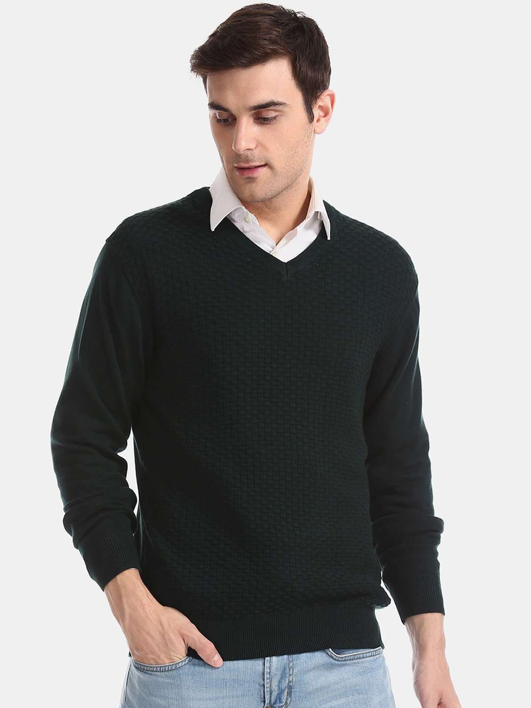 Buy Arrow Sport Men Green Solid Sweater - Sweaters for Men 10705752 ...