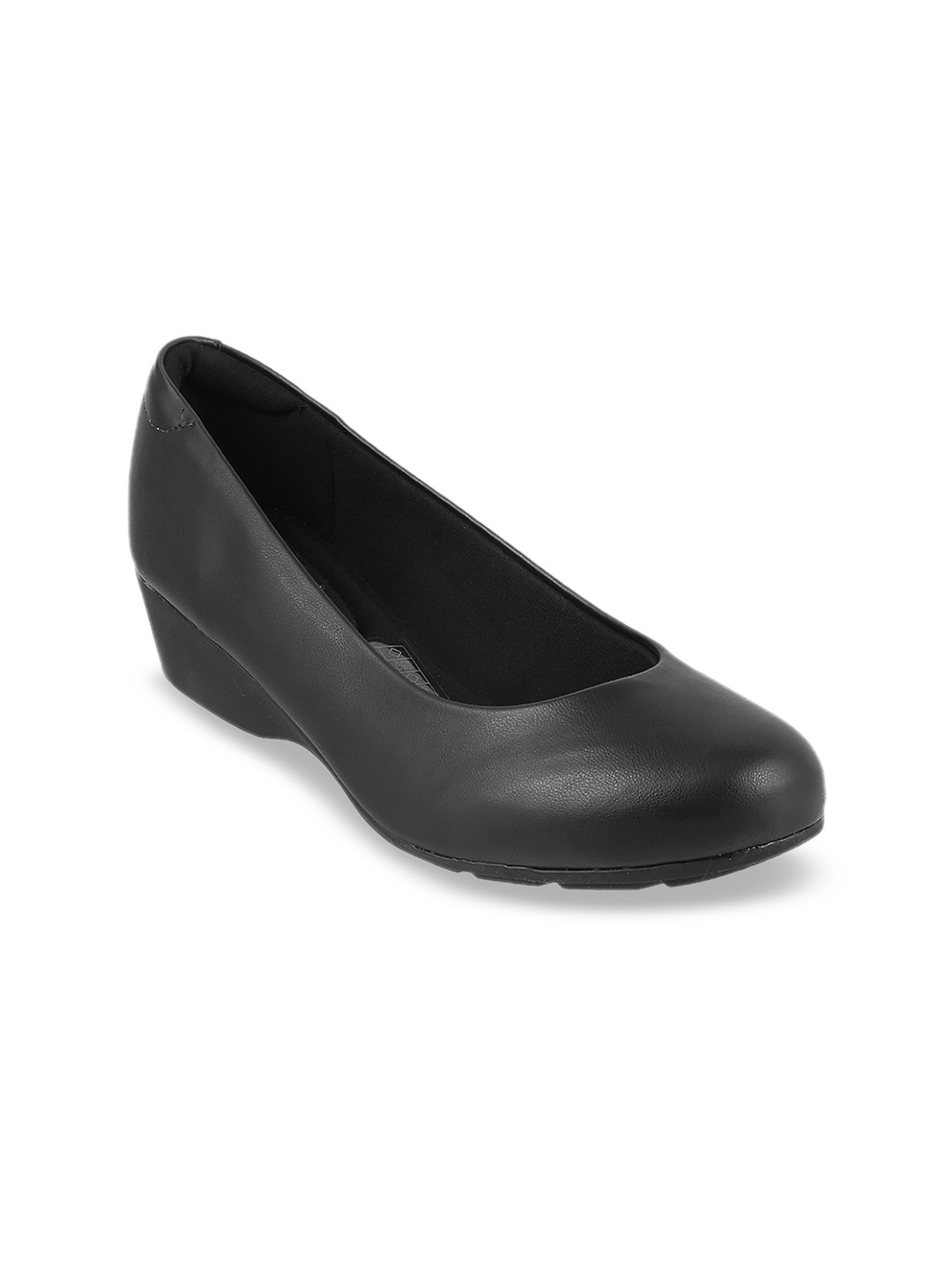 Buy Metro Women Black Solid Pumps - Heels for Women 11282136 | Myntra