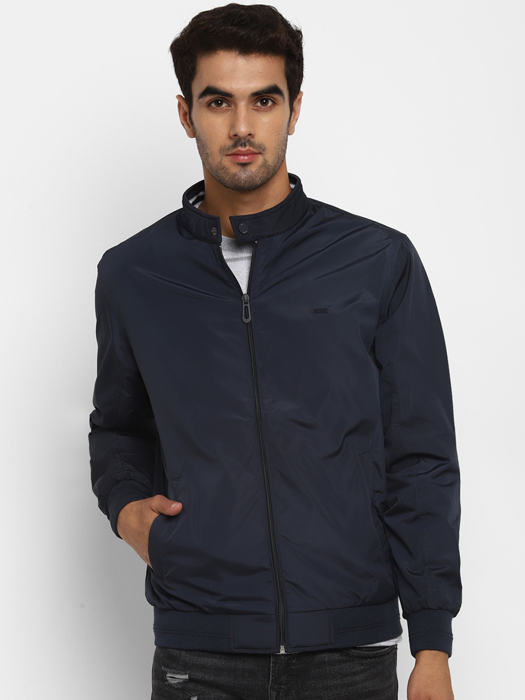 Buy METTLE Men Navy Blue Solid Padded Jacket - Jackets for Men 12791368 | Myntra