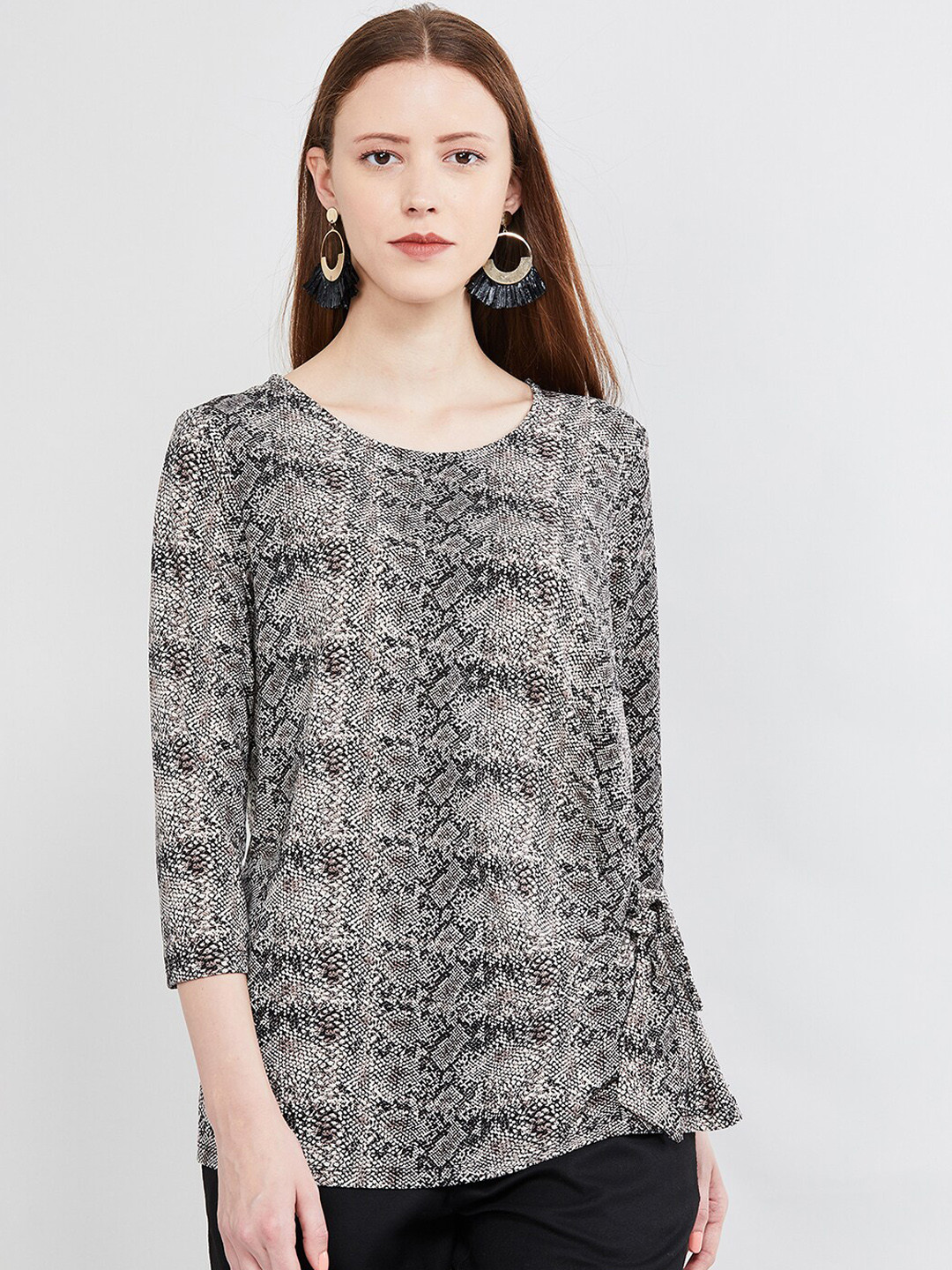 Buy Max Women Black Printed Top - Tops for Women 12642256 | Myntra