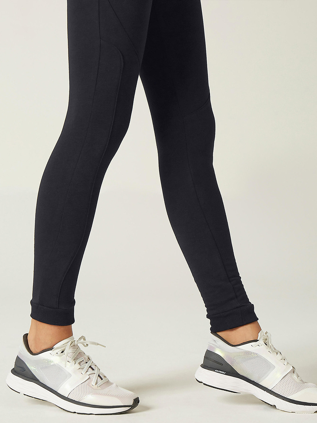 Buy NYAMBA By Decathlon Women Black Fleece Lined Slim Fit Trackpants ...