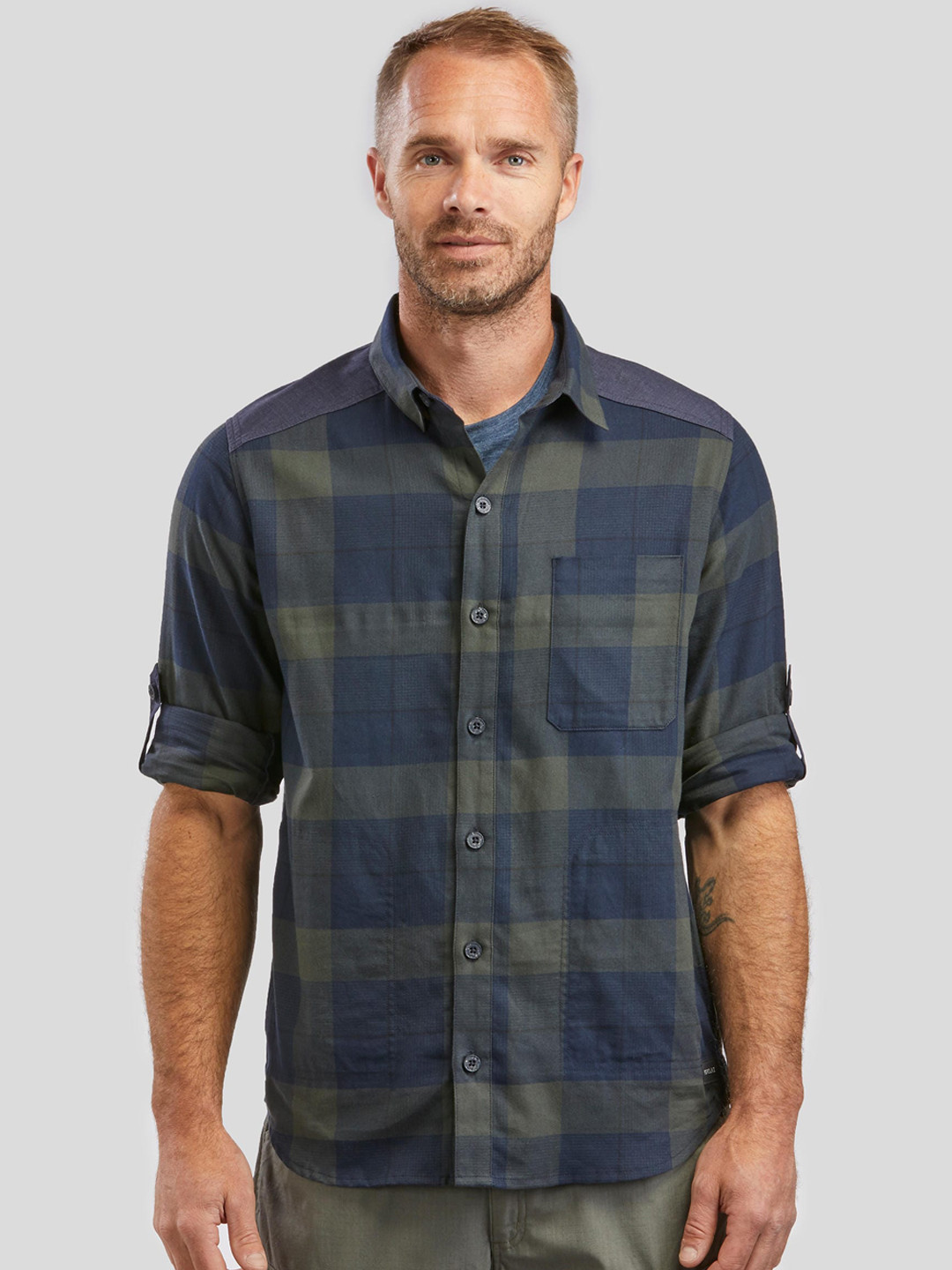 Buy FORCLAZ By Decathlon Men Navy Blue Checked Travel Full Sleeve ...