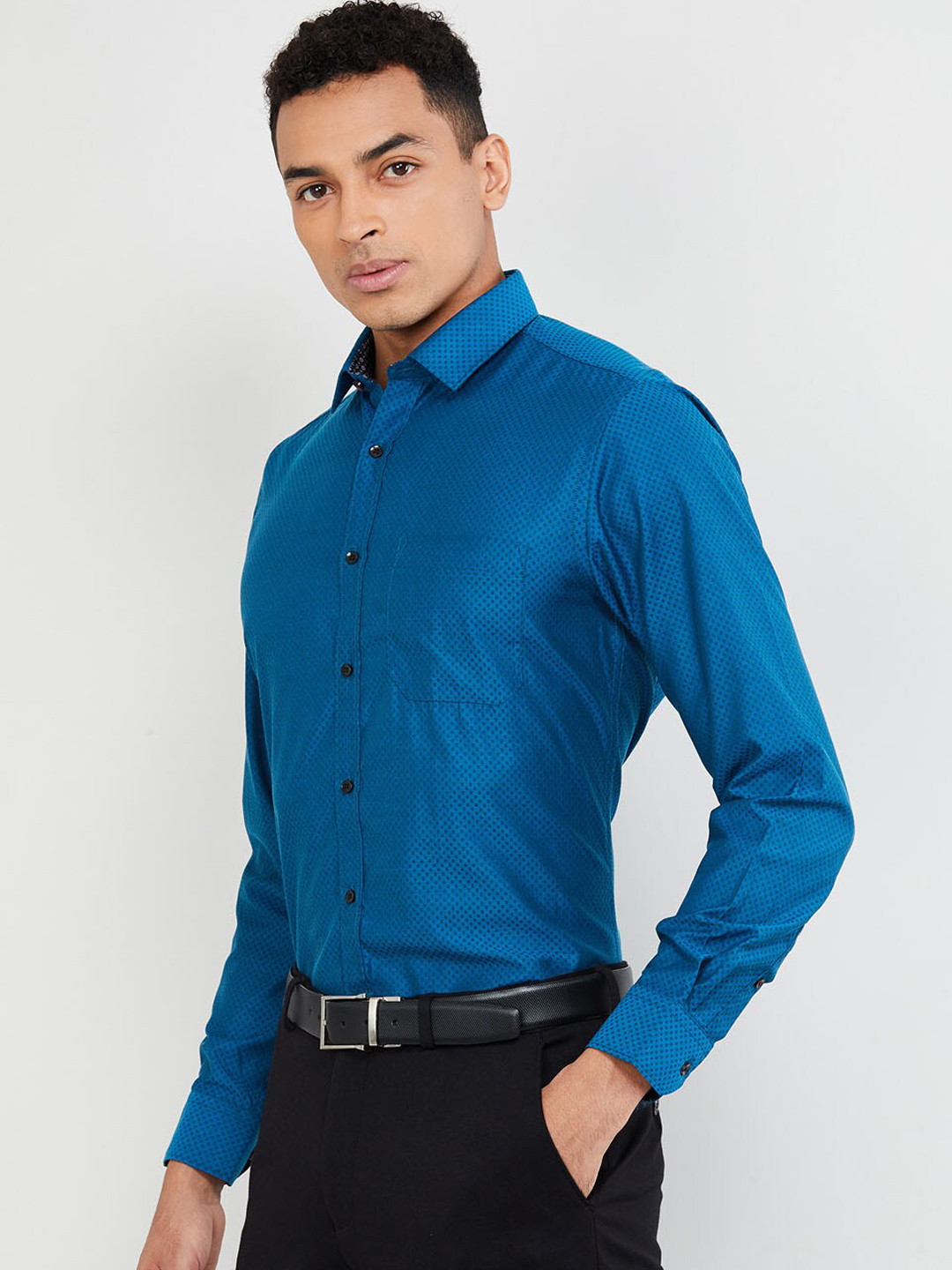 Buy Max Men Blue Slim Fit Solid Formal Shirt - Shirts for Men 12912132 ...