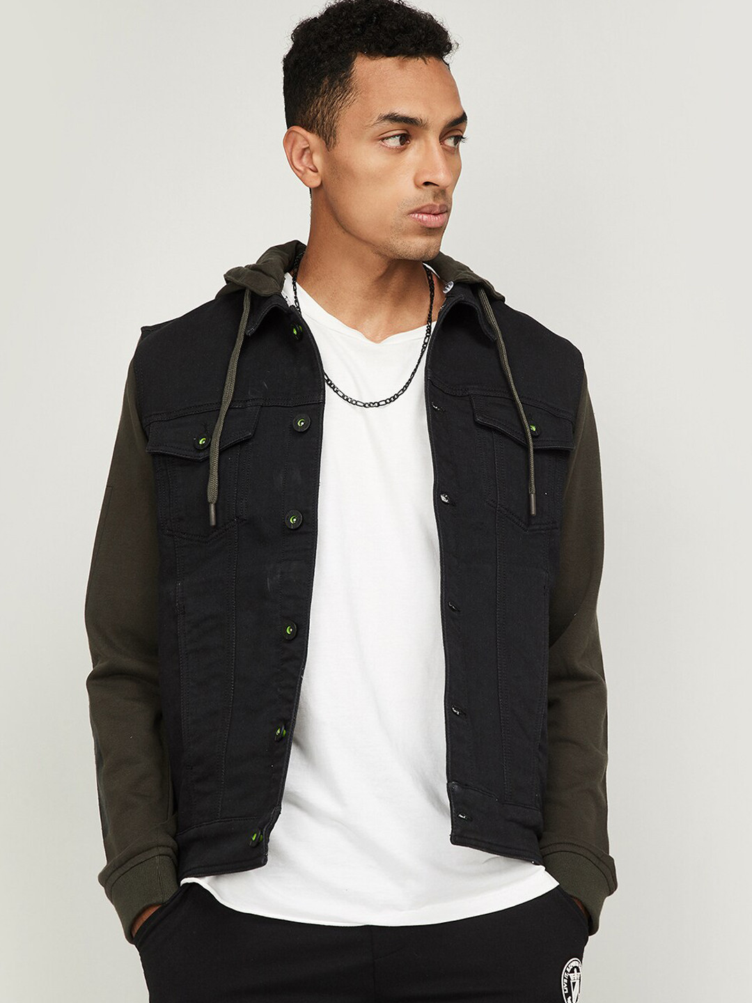 Buy Bossini Men Black & Olive Green Colorblocked Denim Jacket - Jackets ...