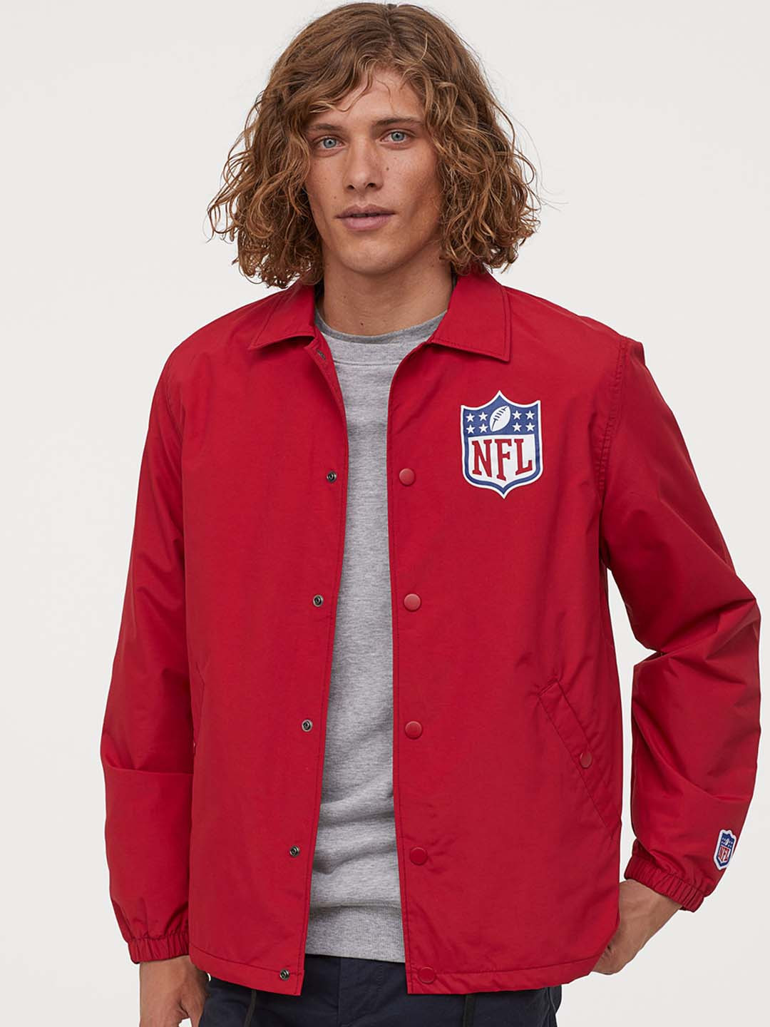 Buy H&M Men Red Windproof Coach Jacket - Jackets for Men 11494418 | Myntra