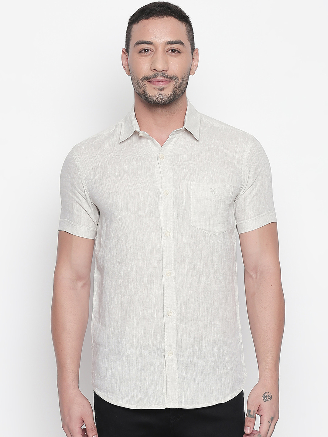 Buy Mufti Men Beige Slim Fit Solid Casual Linen Shirt - Shirts for Men ...