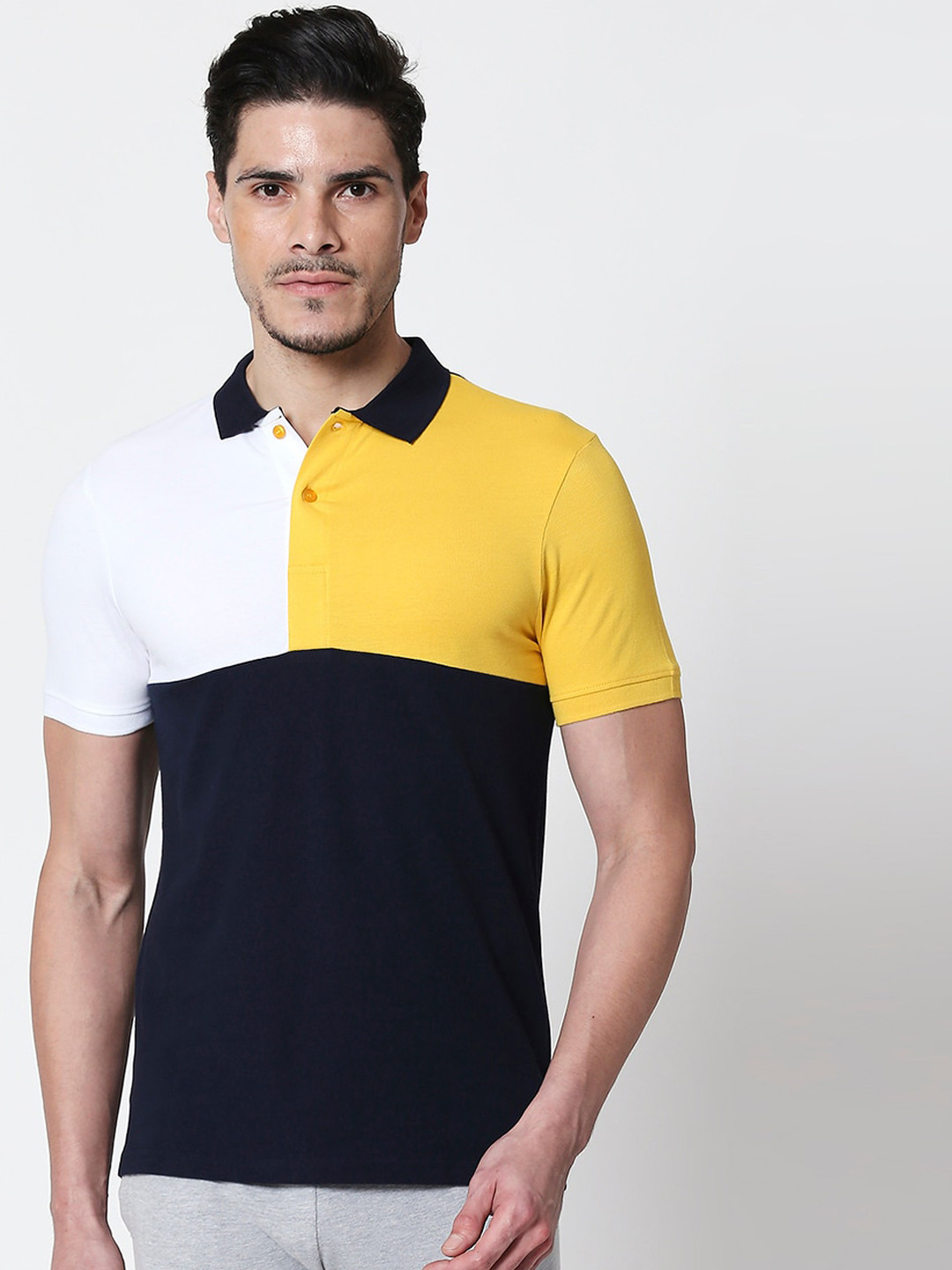 Buy Bewakoof Men Multicoloured Colourblocked Polo Collar T Shirt - Tshirts for Men 12508774 | Myntra