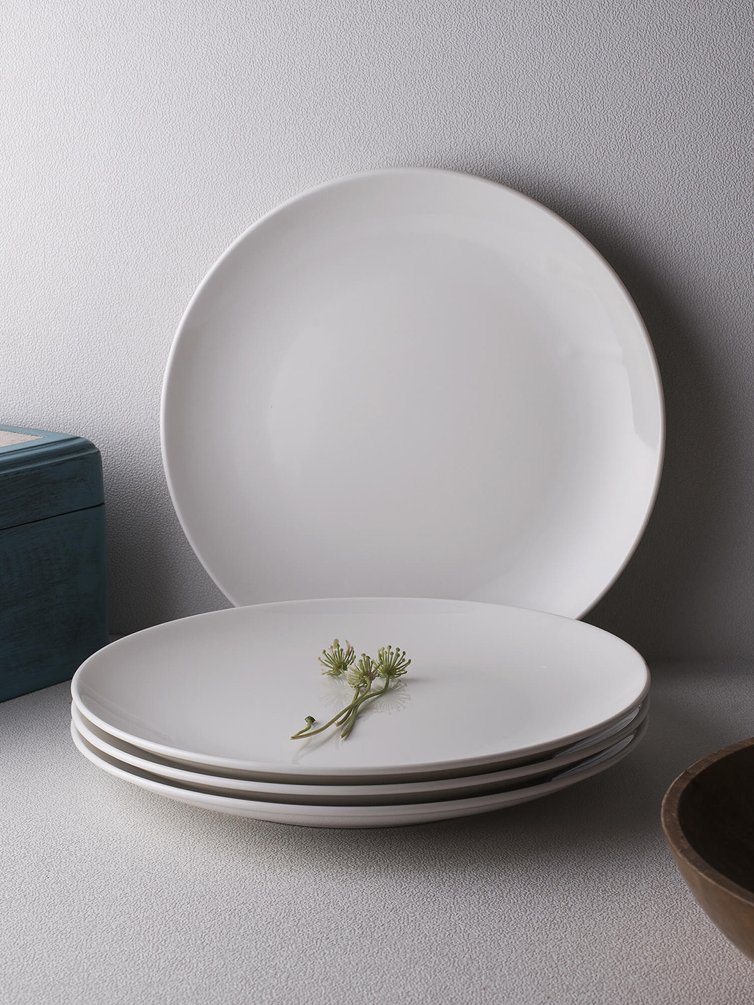 Buy Ariane Urmi Set Of 4 White Fine Porcelain Glossy Urmi Plates ...