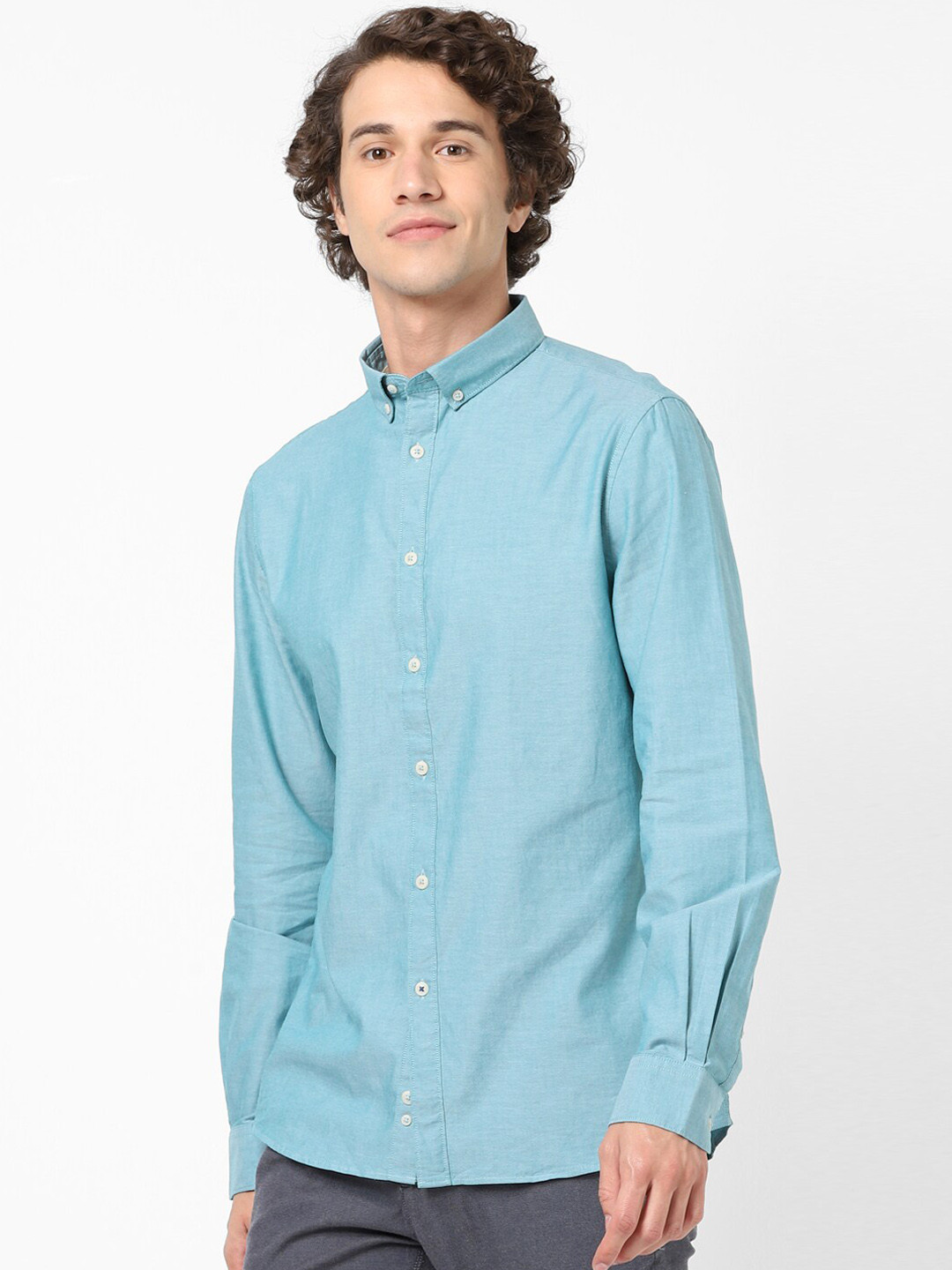 Buy Celio Men Green Regular Fit Solid Casual Shirt - Shirts for Men ...