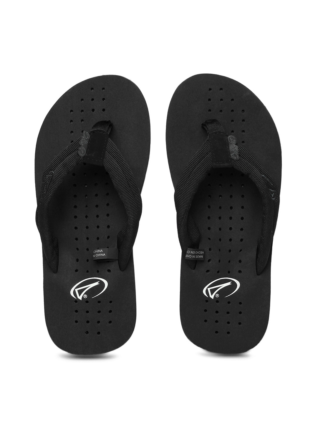Buy Boltio Men Black Flip Flops - Flip Flops for Men 533858 | Myntra