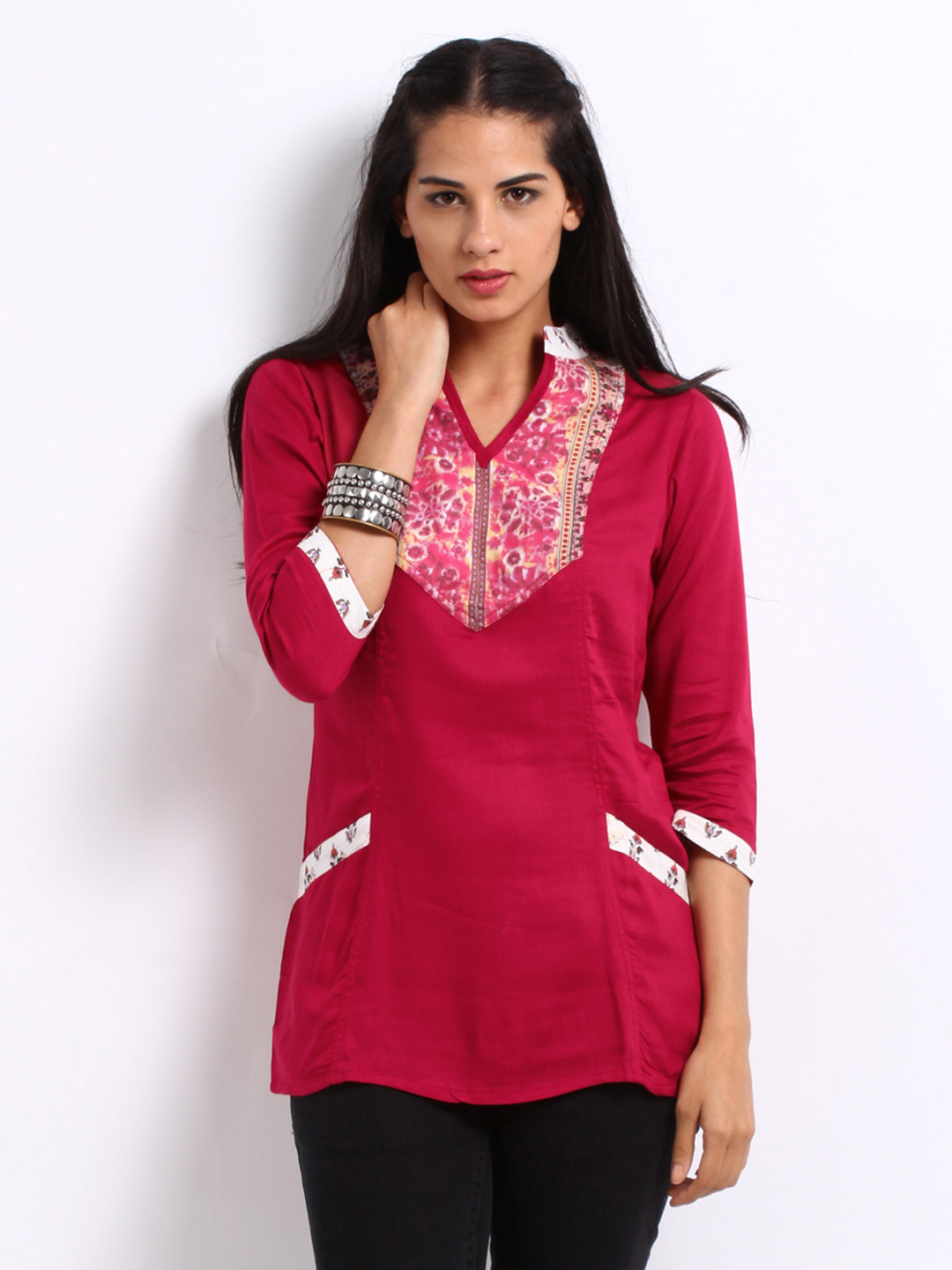 Buy Ayaany Women Red Pure Cotton Kurti - Kurtis for Women 175762 | Myntra