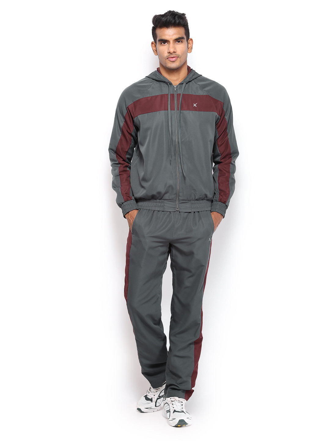 Buy HRX By Hrithik Roshan Men Sports Active Run Pro Navy Tracksuit ...