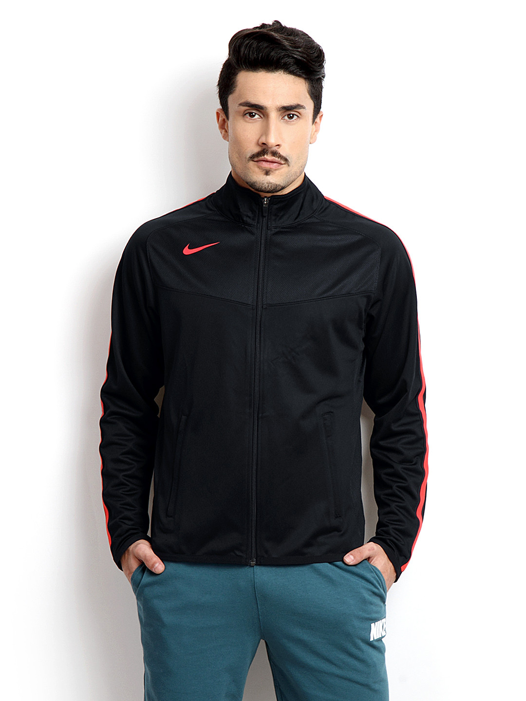Buy Nike Men Black Training Jacket - Jackets for Men 224615 | Myntra