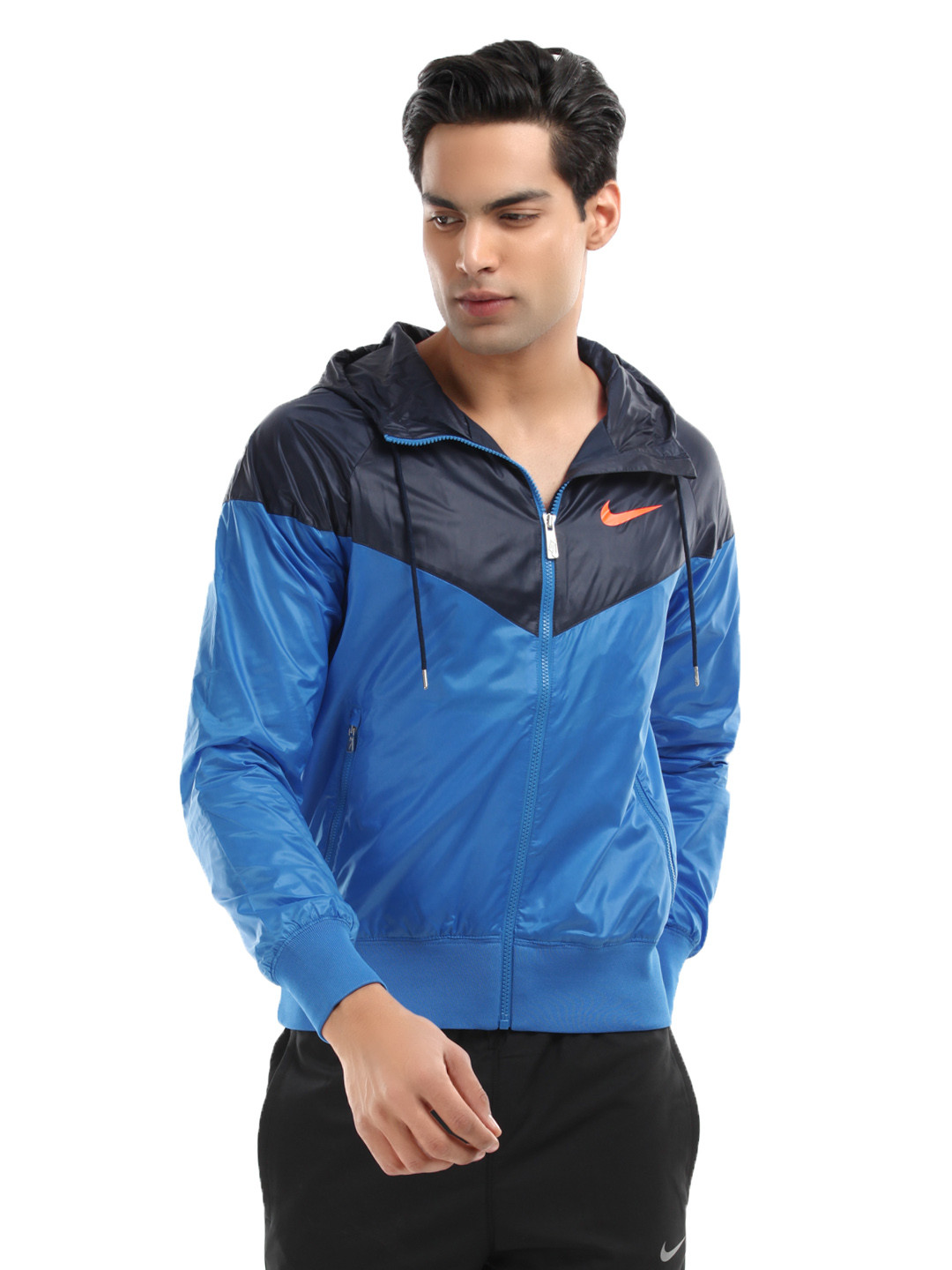 Buy Nike Men Blue Windrunner Jacket - Jackets for Men 1662 | Myntra