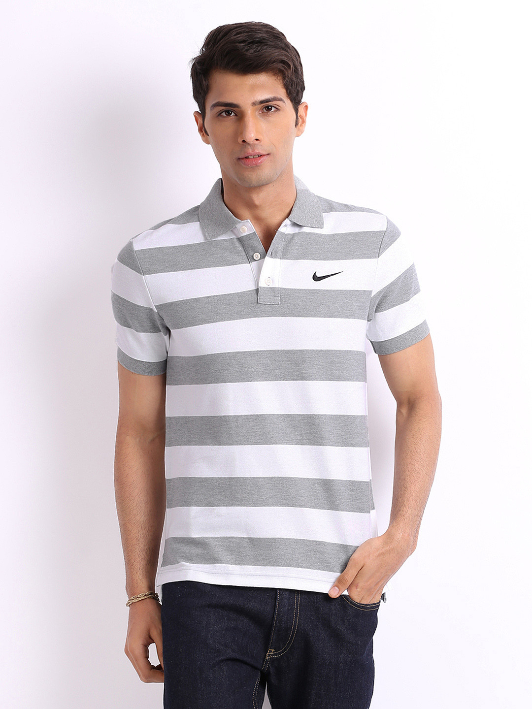 Buy Nike White Matchup Polo NSW Tshirts - Tshirts for Men 297367 | Myntra