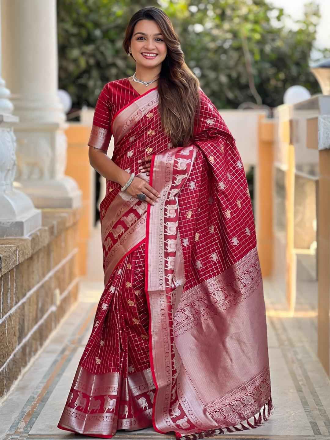 Buy KALINI Checked Woven Design Zari Saree - Sarees for Women 35682312 ...