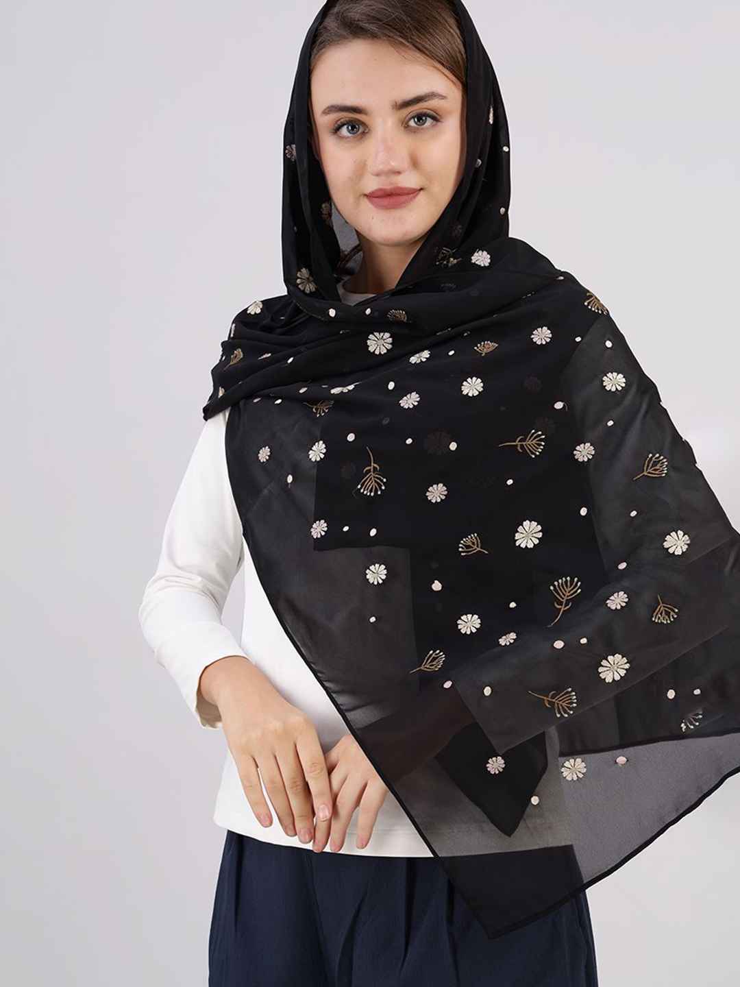 Buy IDH London Women Embroidered Hijab Burqa - Burqas for Women ...