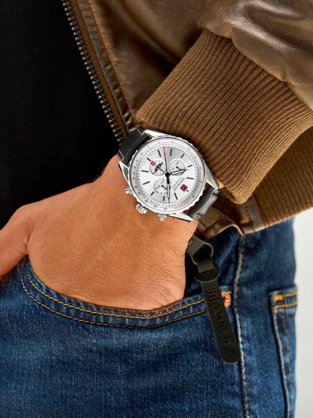 Buy SWISS MILITARY HANOWA Men Dial Bracelet Style Straps Chronograph ...