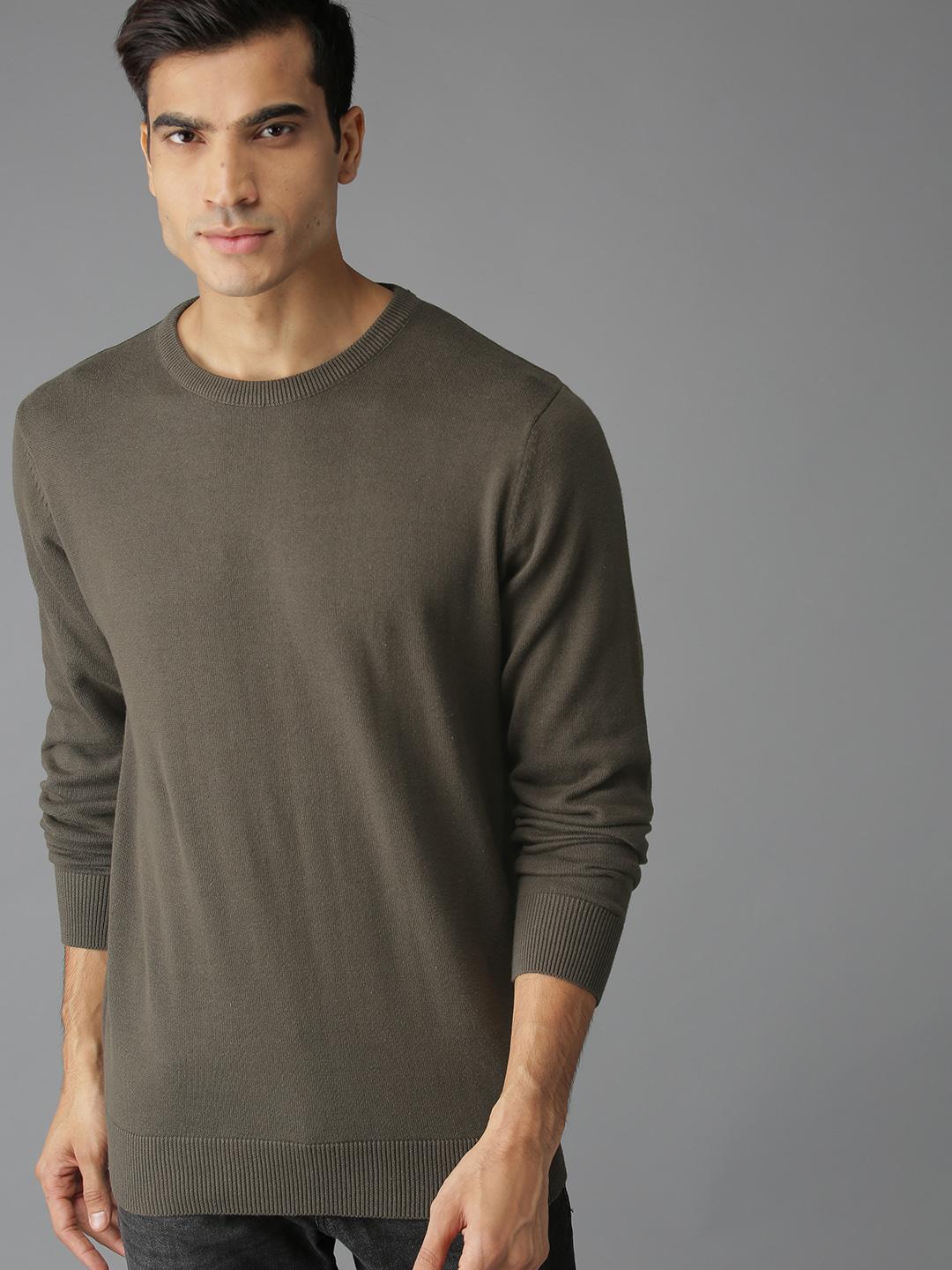 Buy The Roadster Lifestyle Co Men Green Solid Sweater - Sweaters for ...