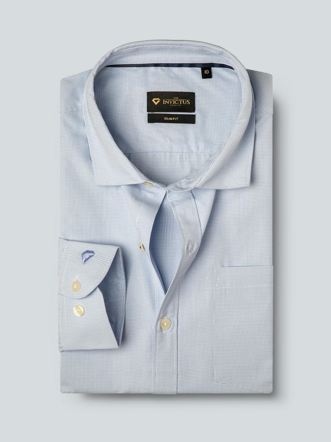 Buy INVICTUS Men Easy Care Blue & White Checked Formal Slim FIt Shirt ...