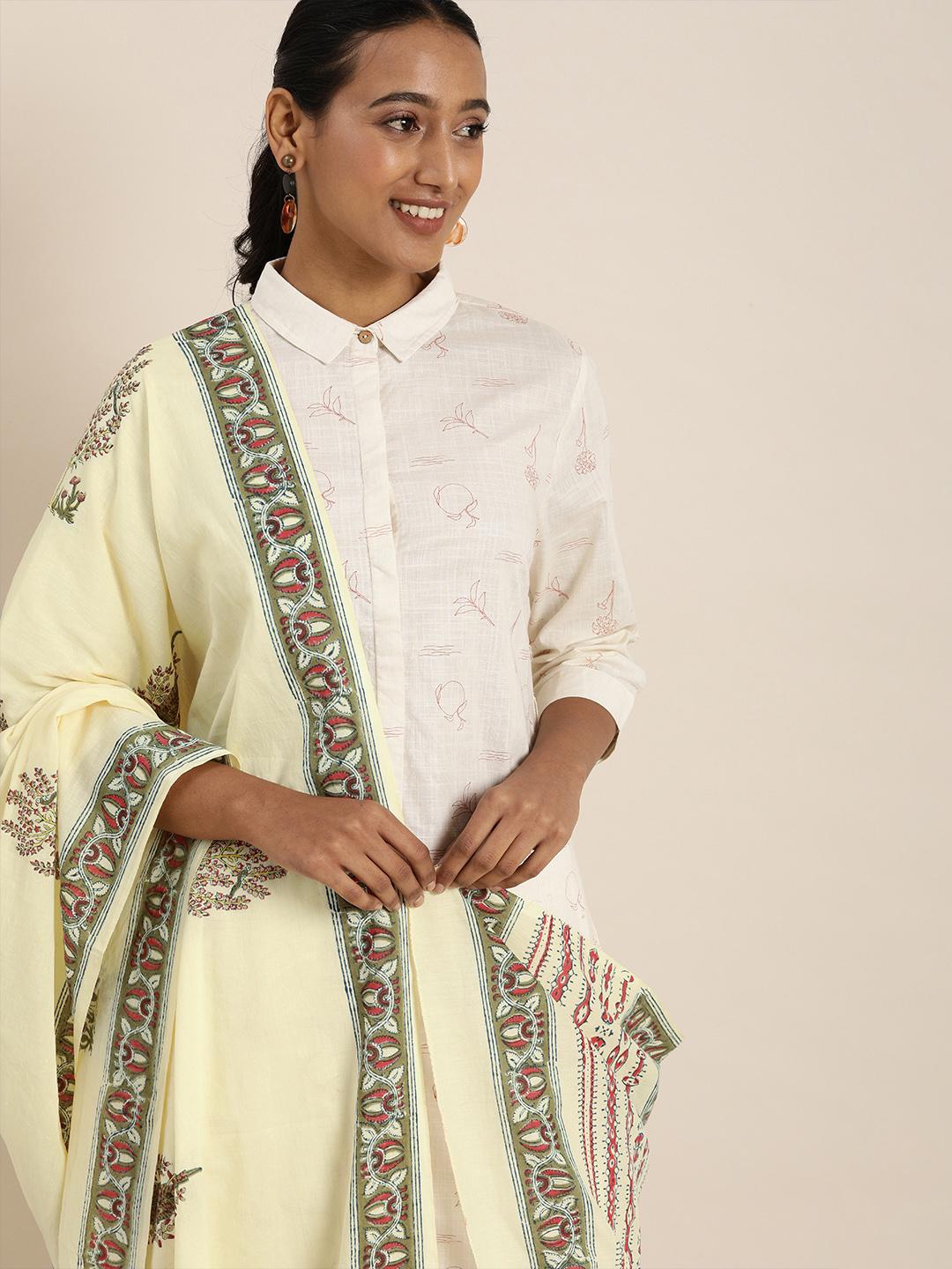 Buy Taavi Off White & Green Sanganeri Hand Block Print Pure Cotton ...